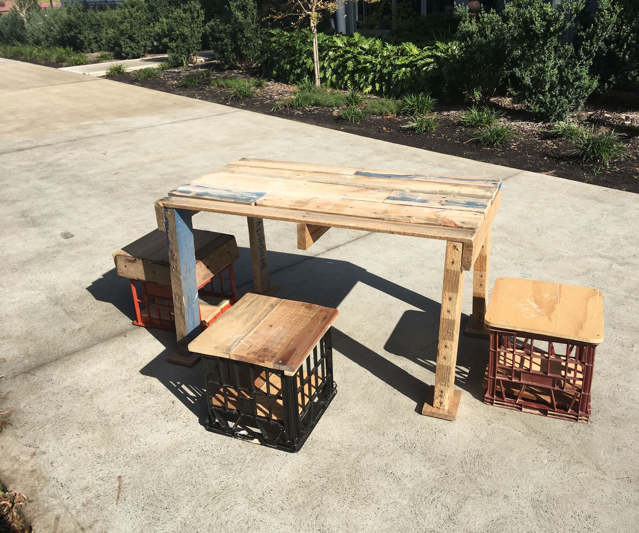 Upcycled Table and Chair Set : 4 Steps - Instructables
