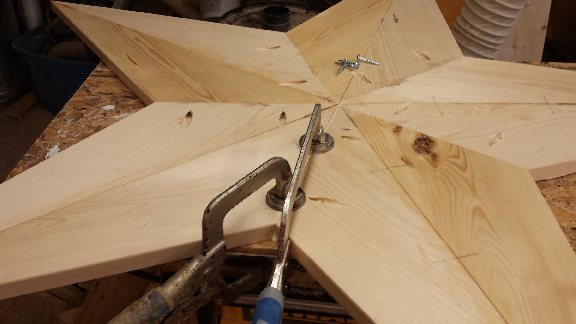 How to Make a 24 Inch Wooden Star With a 2x4 : 17 Steps (with Pictures ...