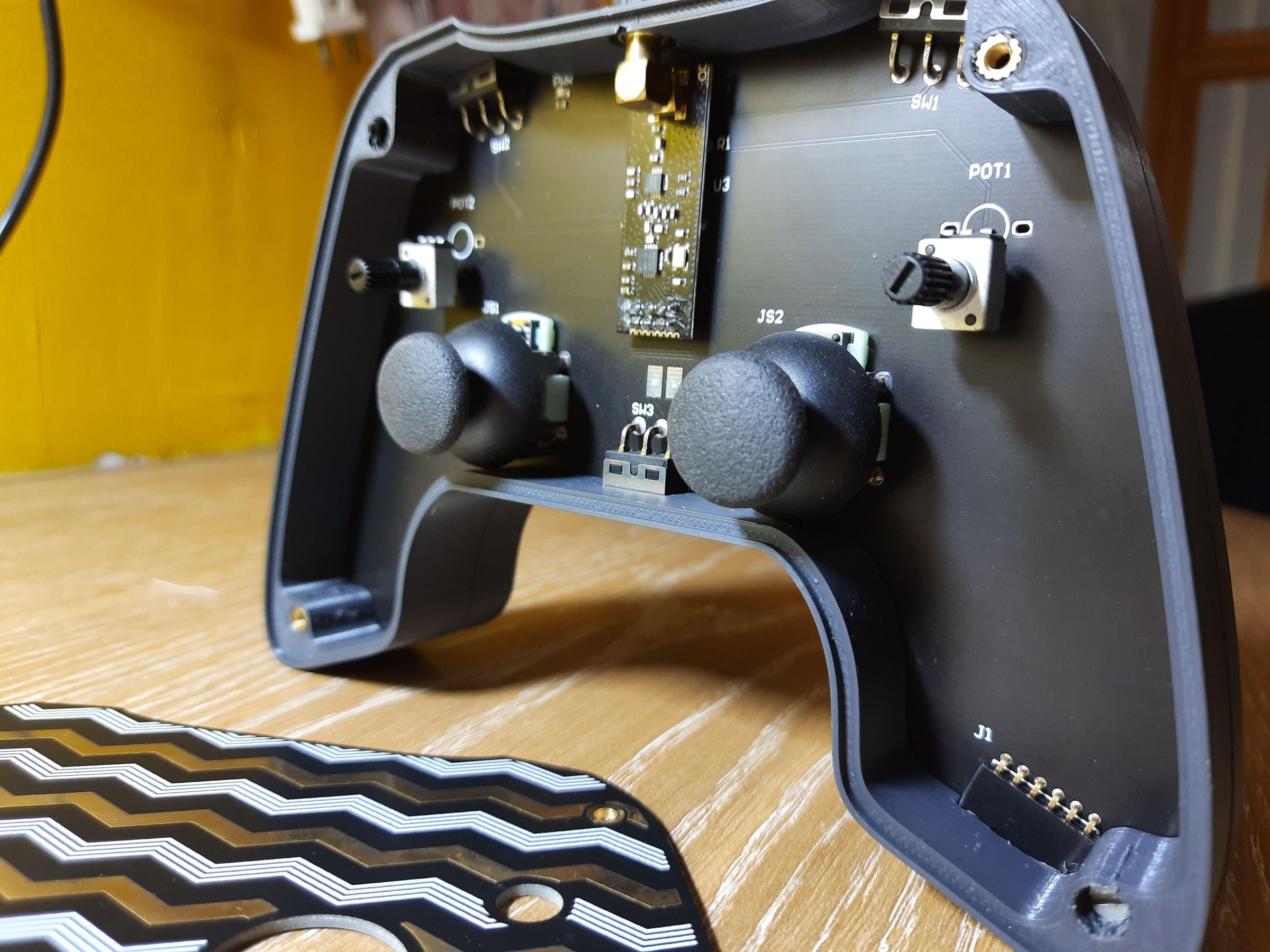 RC Transmitter Using NRF24L01 Radio Module & Arduino : 5 Steps ...