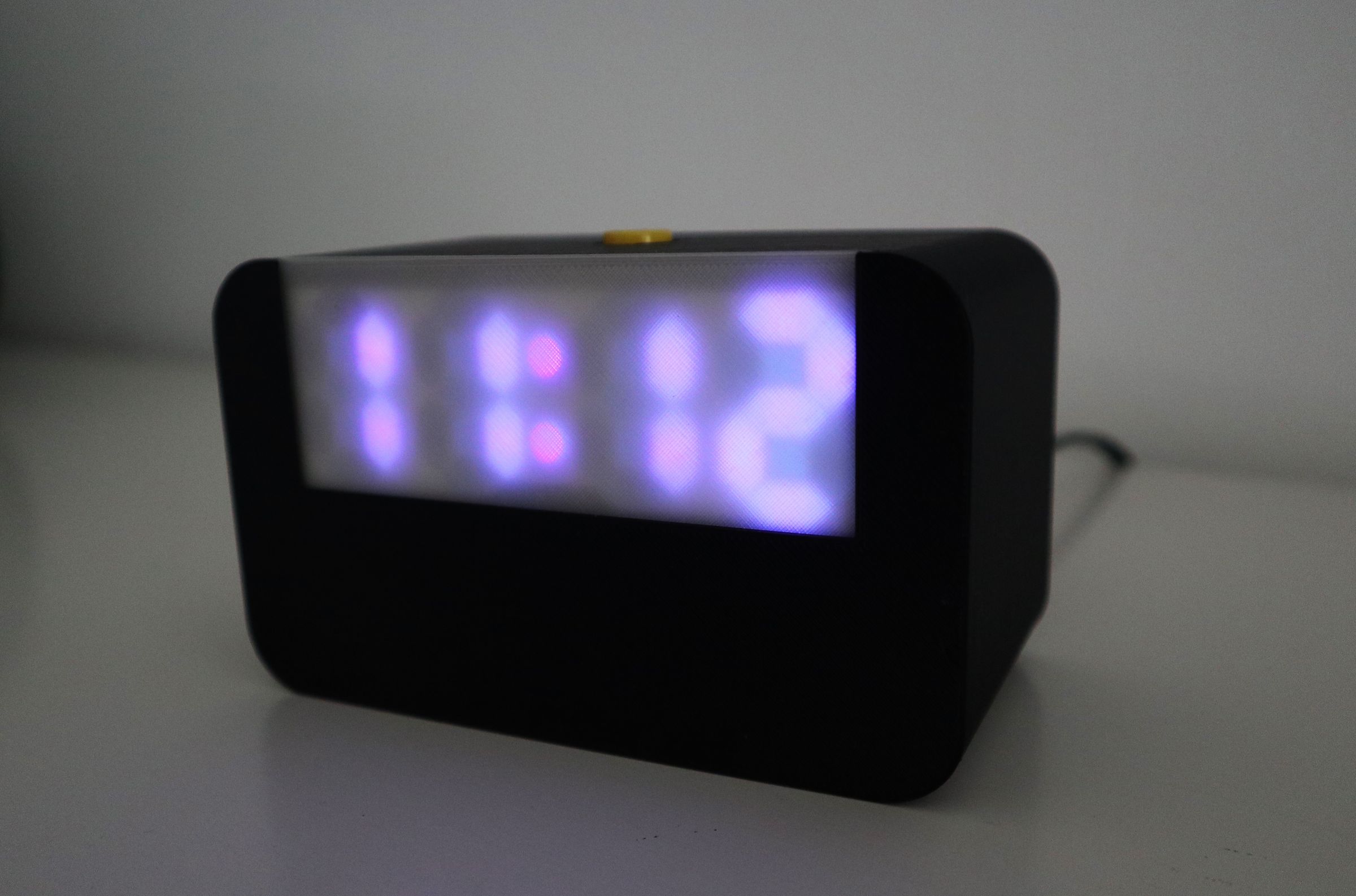 Photochromic & Glow-in-the-Dark Clock : 12 Steps (with Pictures) - Instructables