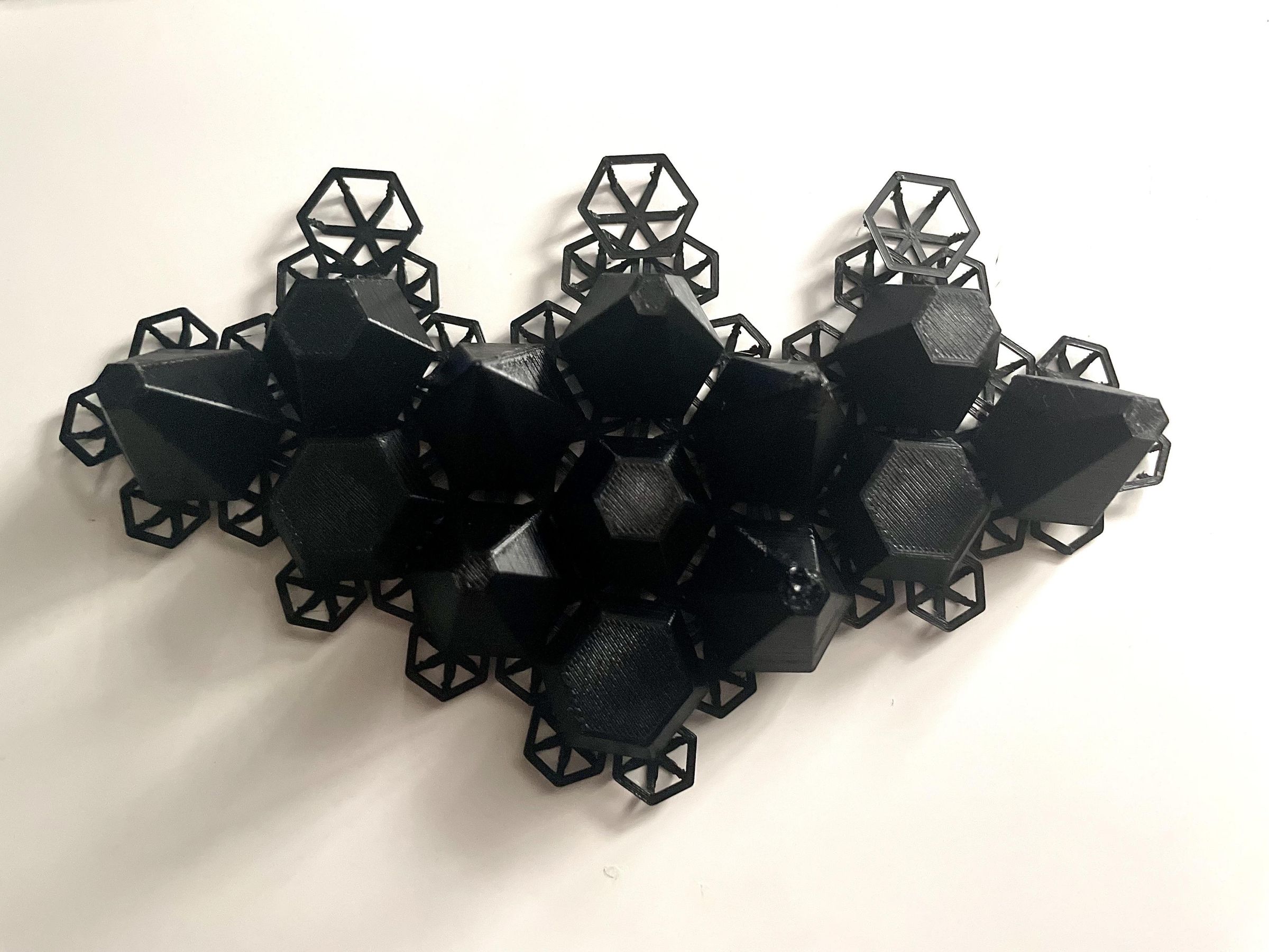 Print-in-Place Chainmail Jewelry - 3D Printing and Designing Decorative ...