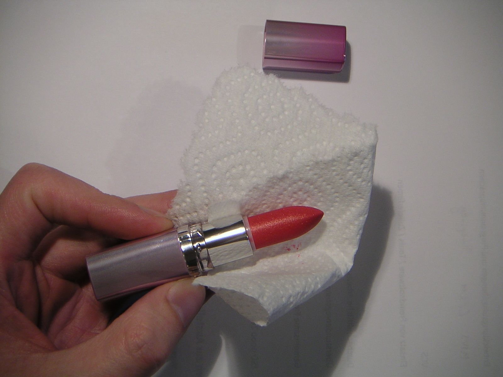 USB Memory Lipstick : 7 Steps - Instructables