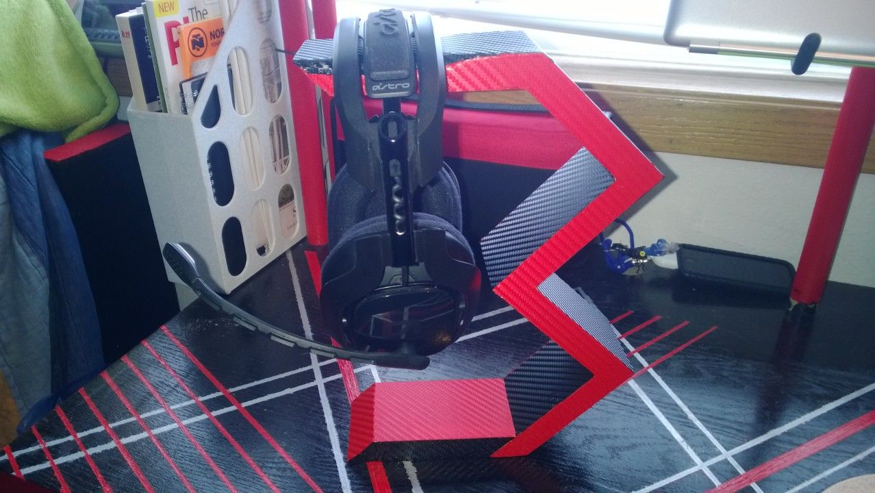 Epic Headphone Stand! - Instructables