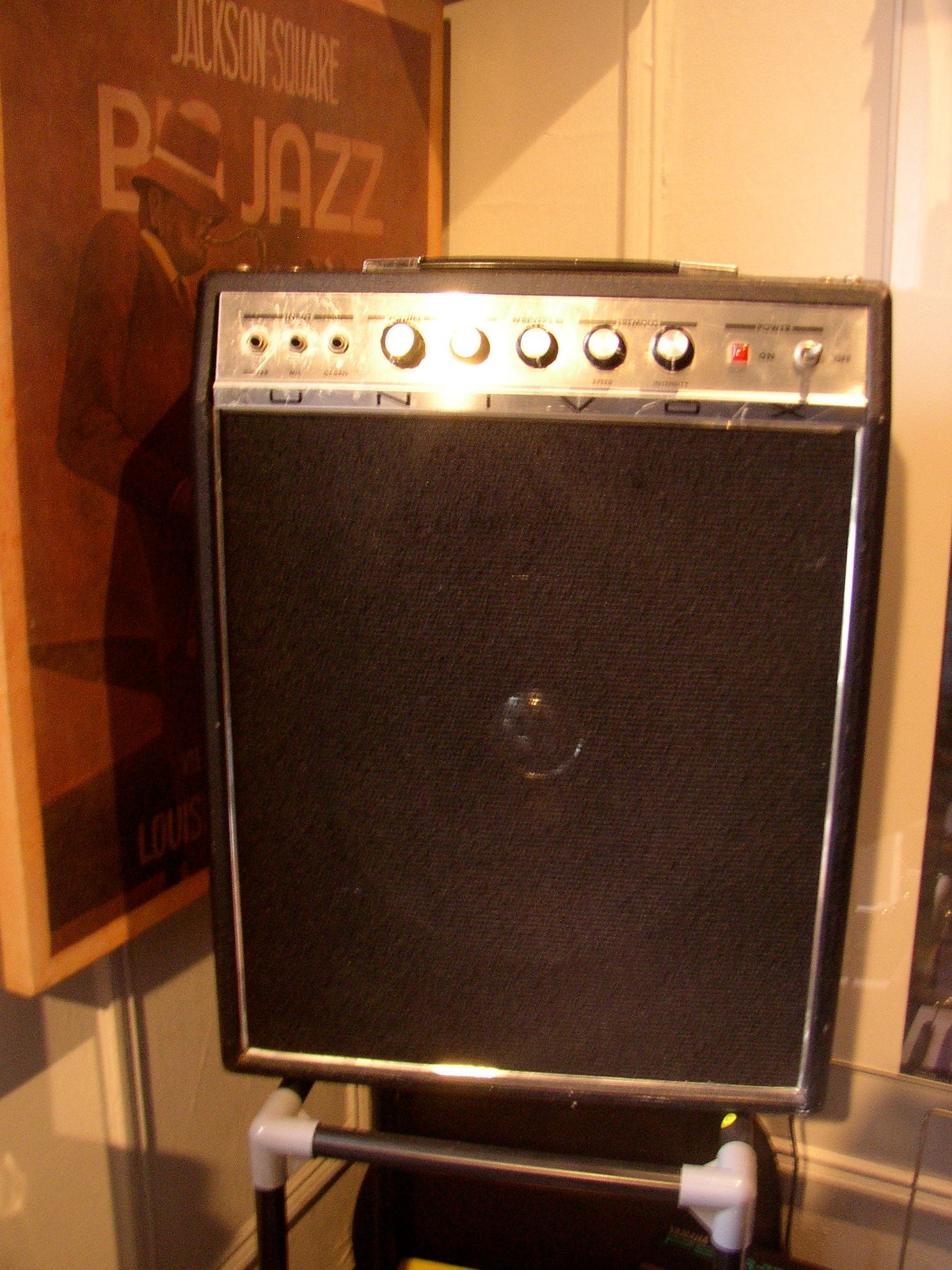 Enclosure for an Electric Guitar Amplifier : 12 Steps (with Pictures ...