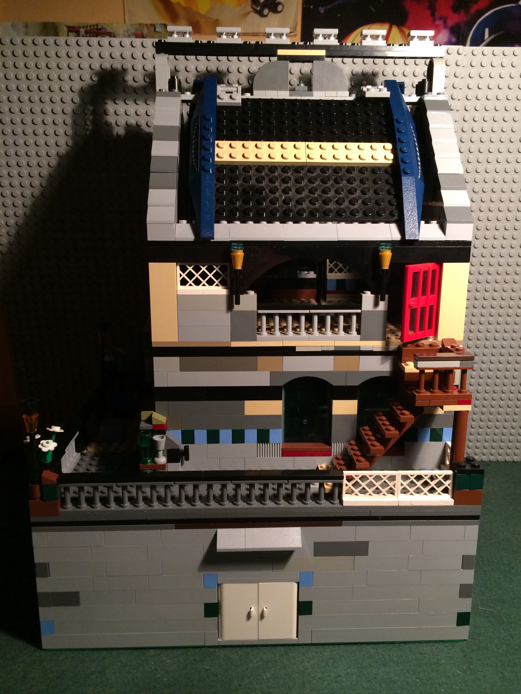 LEGO House/restaurant Modular Building : 4 Steps - Instructables