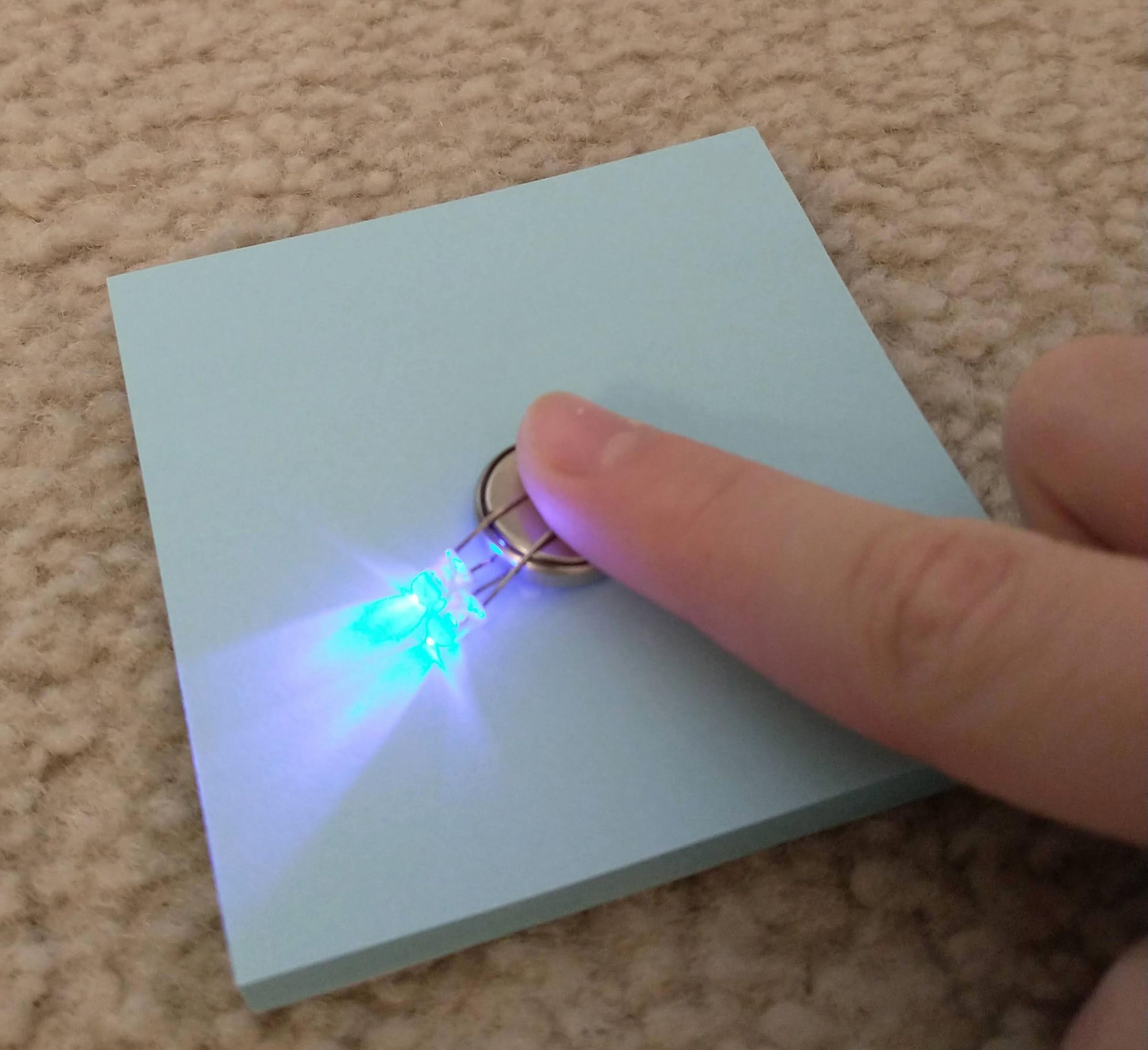 Secret Bookshelf Safe : 6 Steps - Instructables