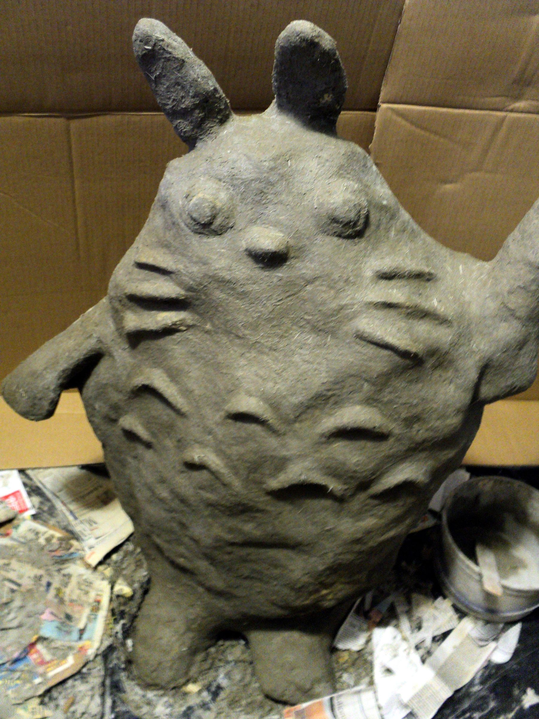 Totoro Papier Machecrete Garden Statue : 4 Steps (with Pictures ...