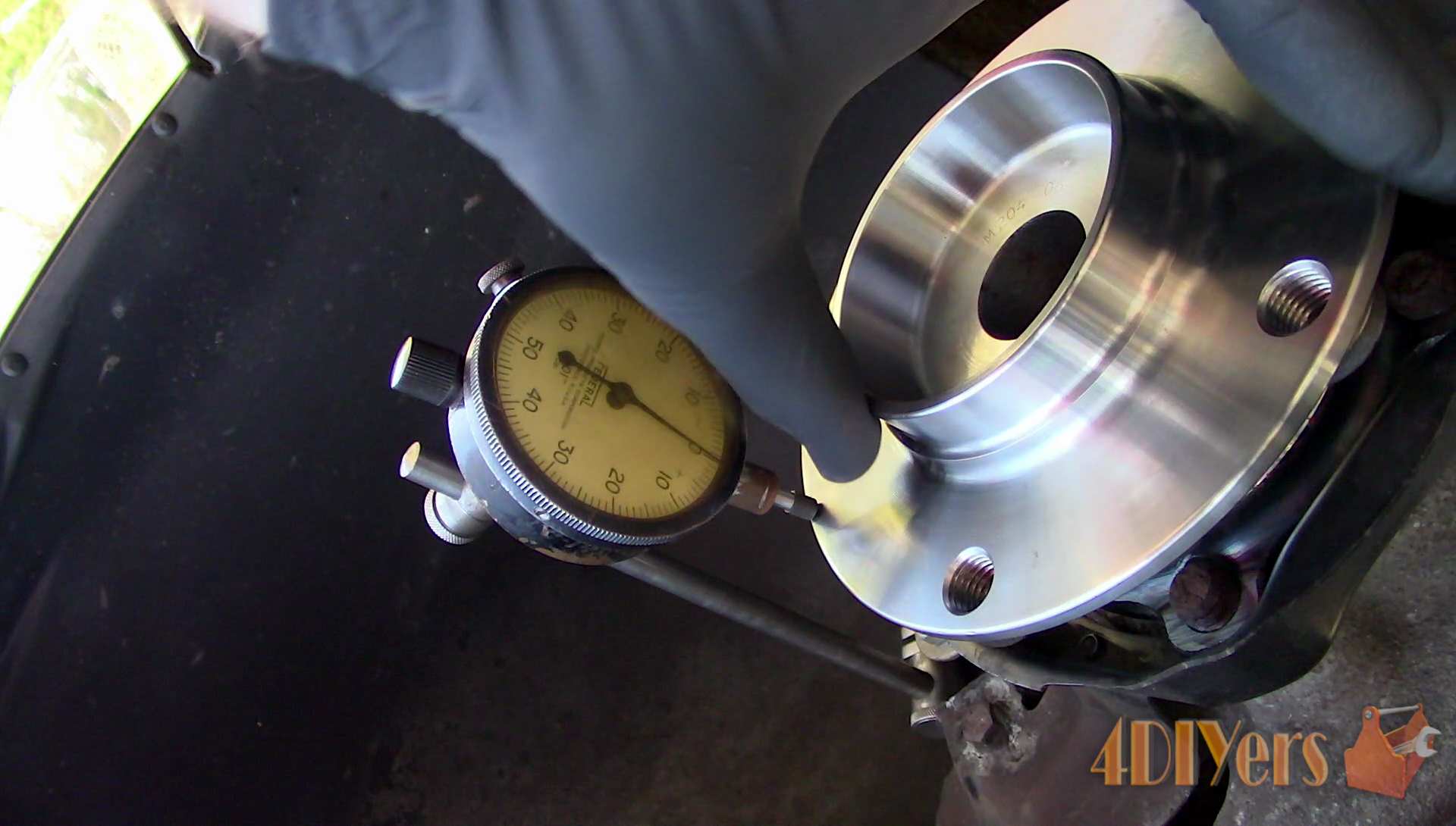 How to Check a Hub for Runout (with Pictures) - Instructables