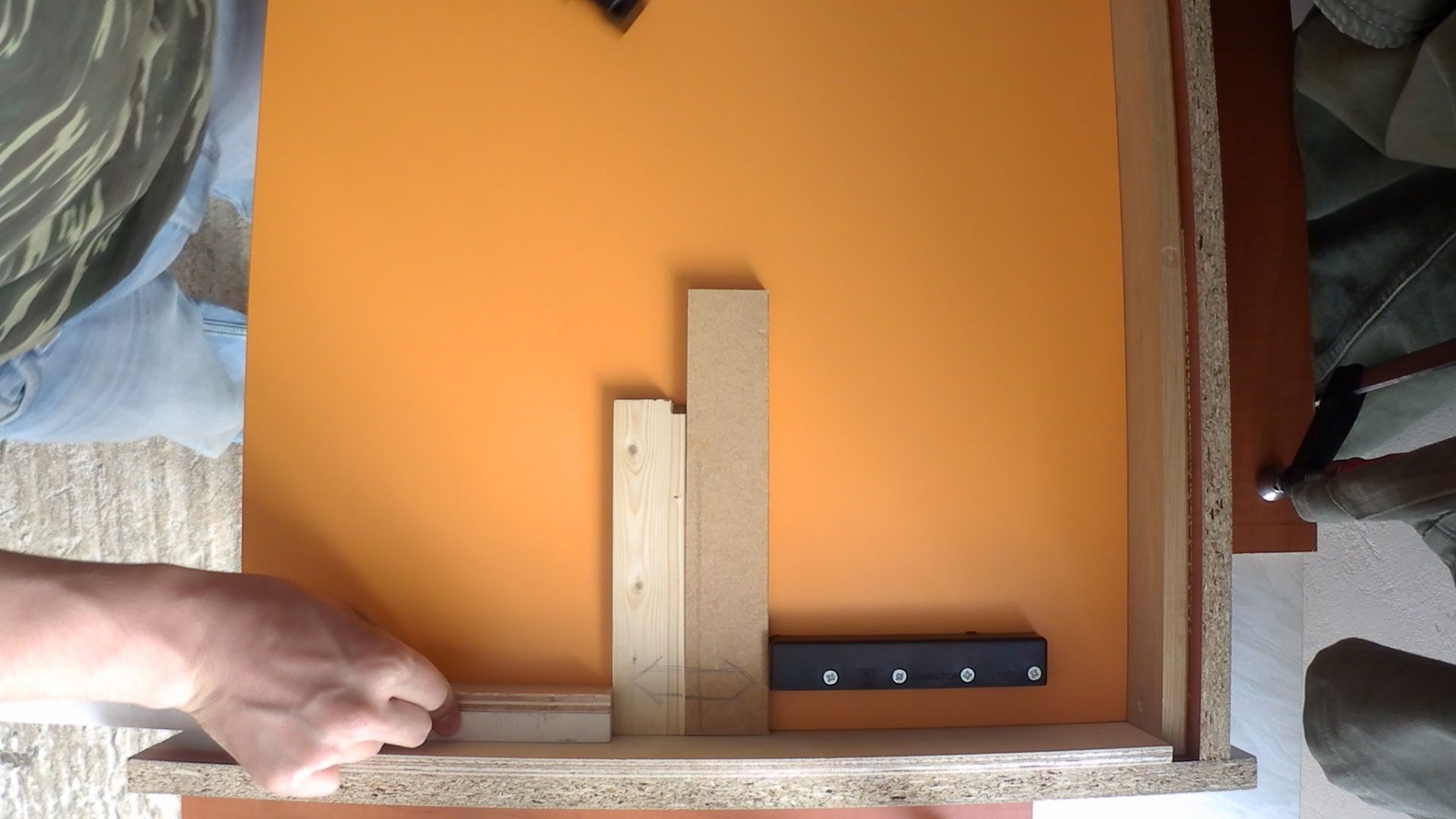 Collapsible Portable Display Stands/Boxes With Built-In Storage Space ...