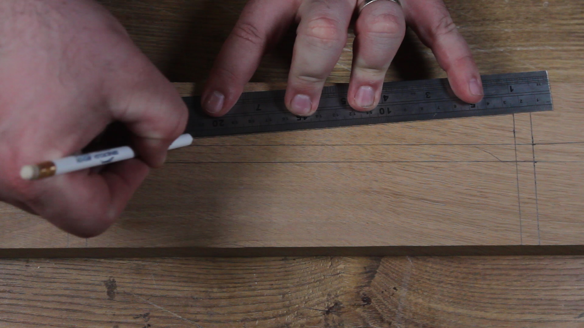 DIY Wooden Laptop Stand : 11 Steps (with Pictures) - Instructables