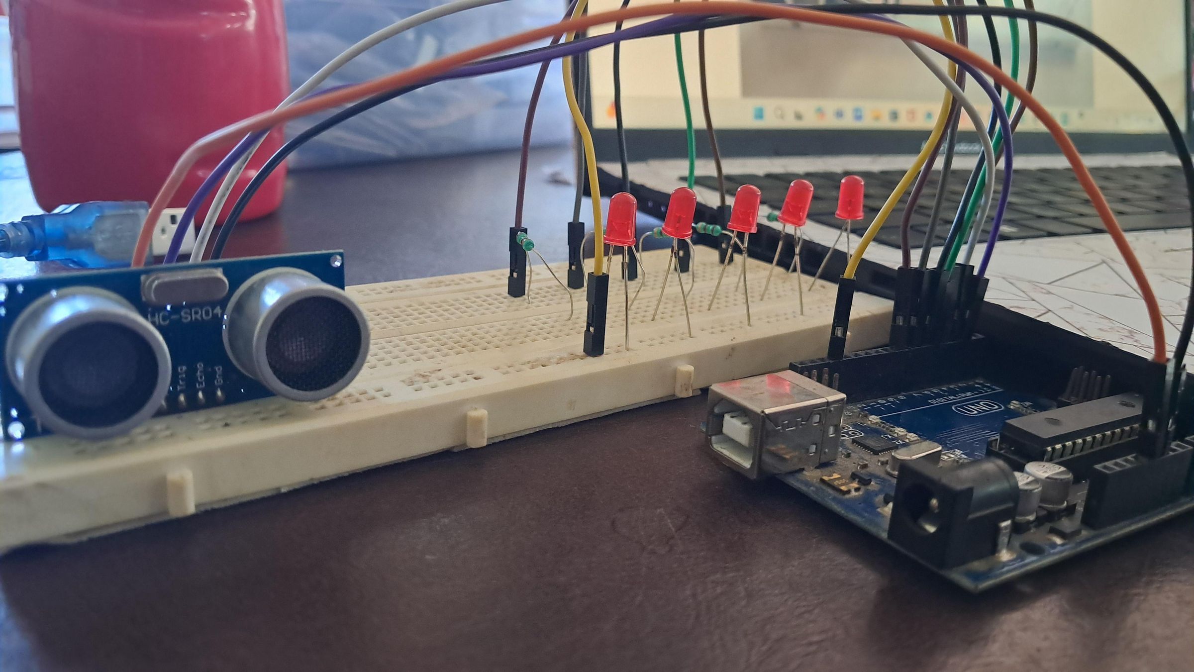 LED Distance Indicator Using Ultrasonic Sensor : 5 Steps - Instructables