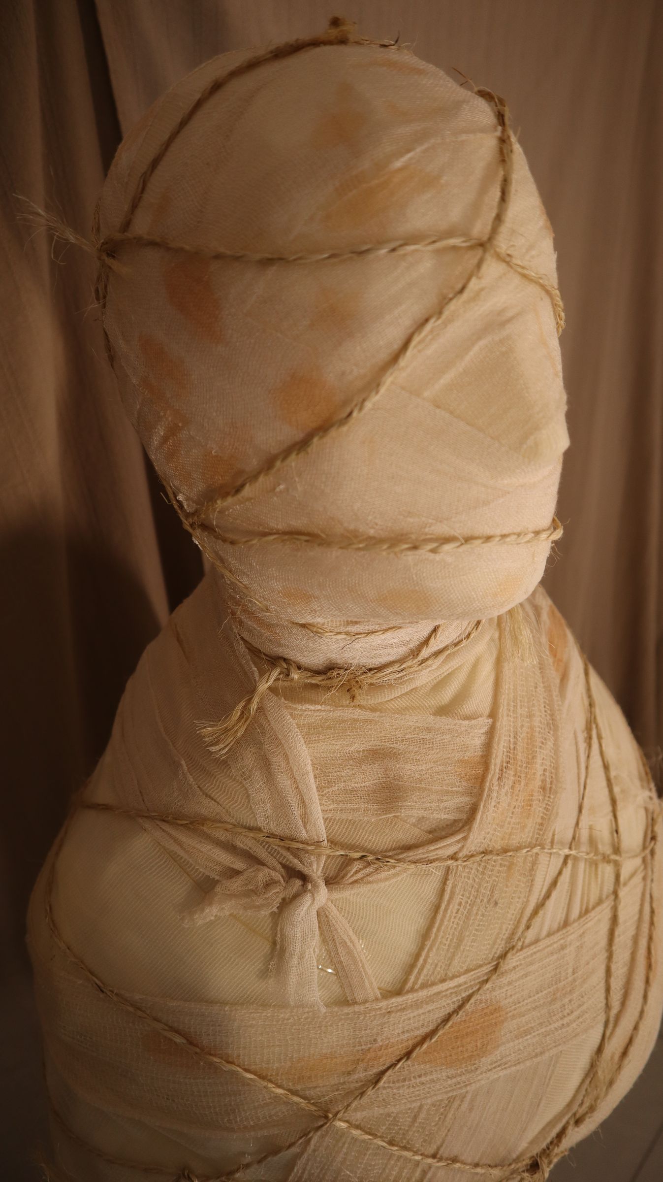 DIY Partable & Portable Mummy : 7 Steps (with Pictures) - Instructables