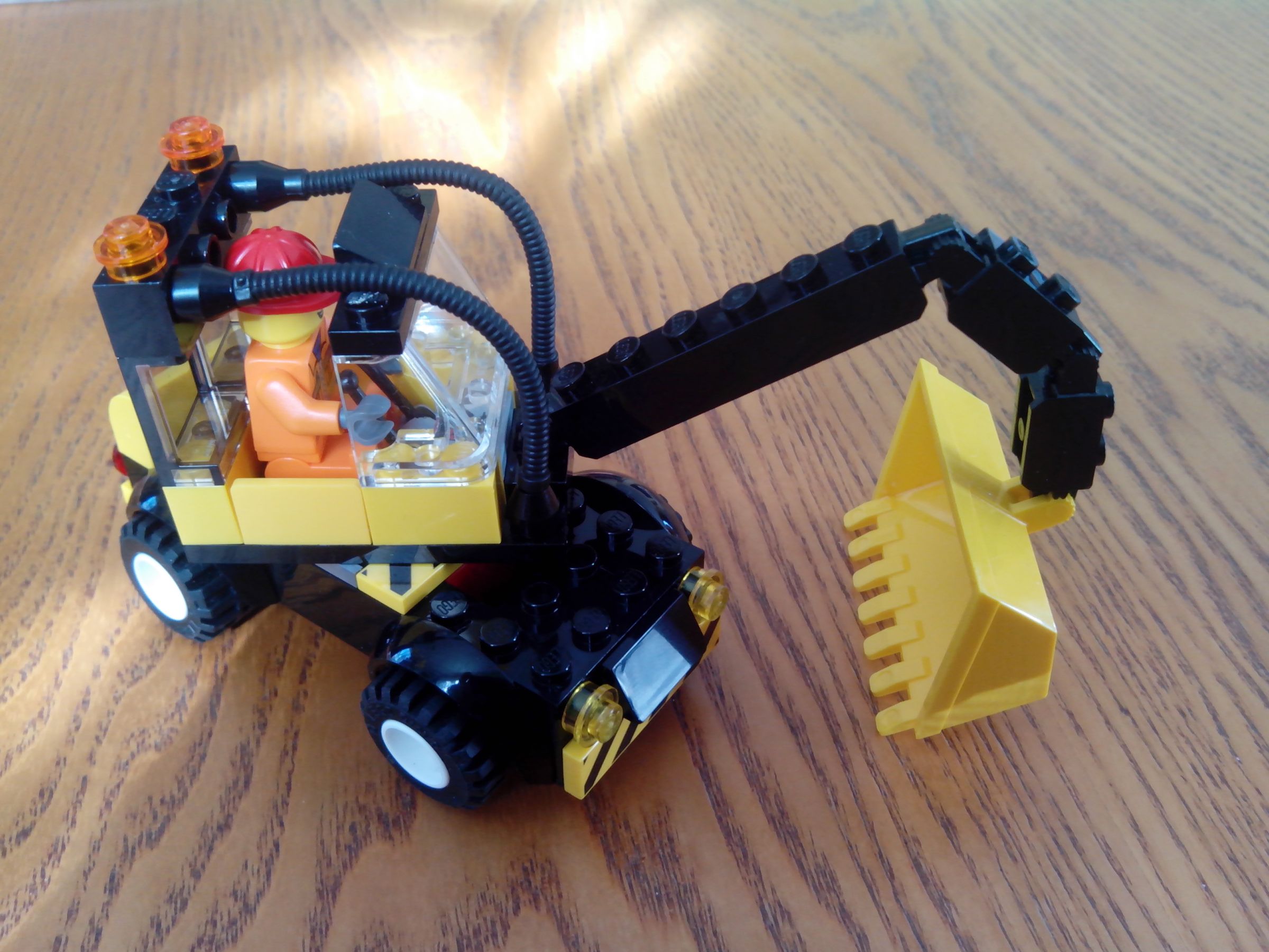 Lego Excavator for the Kids : 17 Steps - Instructables