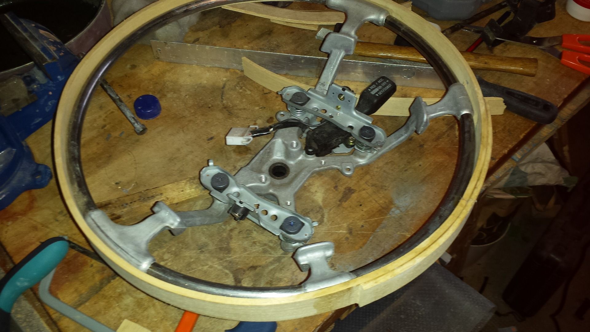 Rebuild a Steering Wheel With Wood : 15 Steps (with Pictures ...