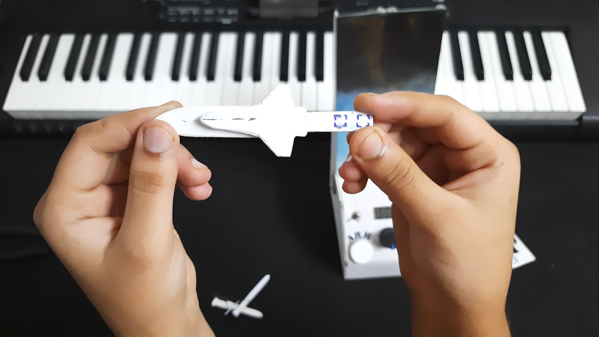 DIY Space Shuttle Launch Model / Science Fair / Rocket : 12 Steps (with ...