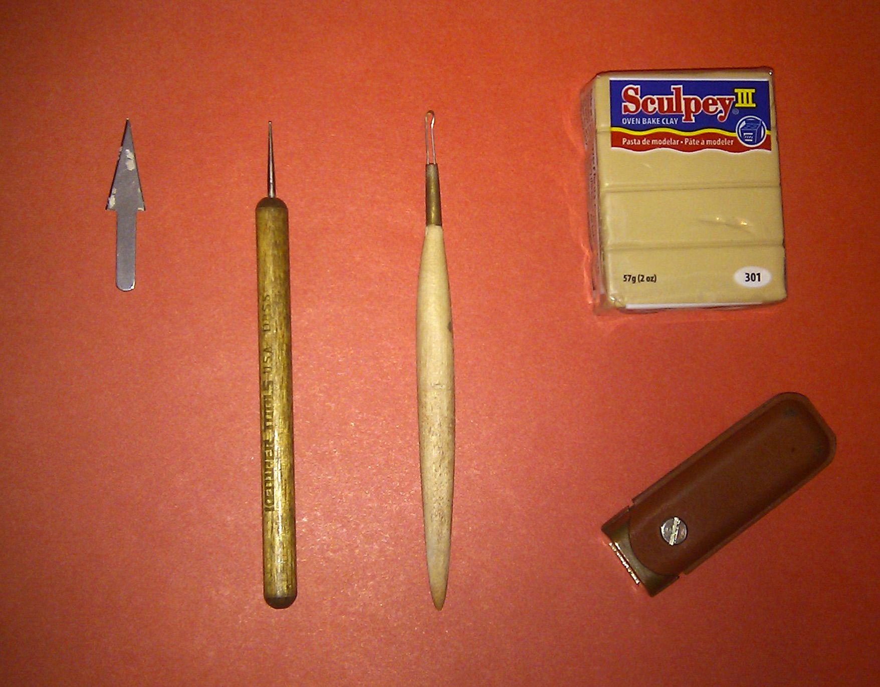 Create a Custom USB Drive / Figurine Out of Polymer Clay : 3 Steps ...