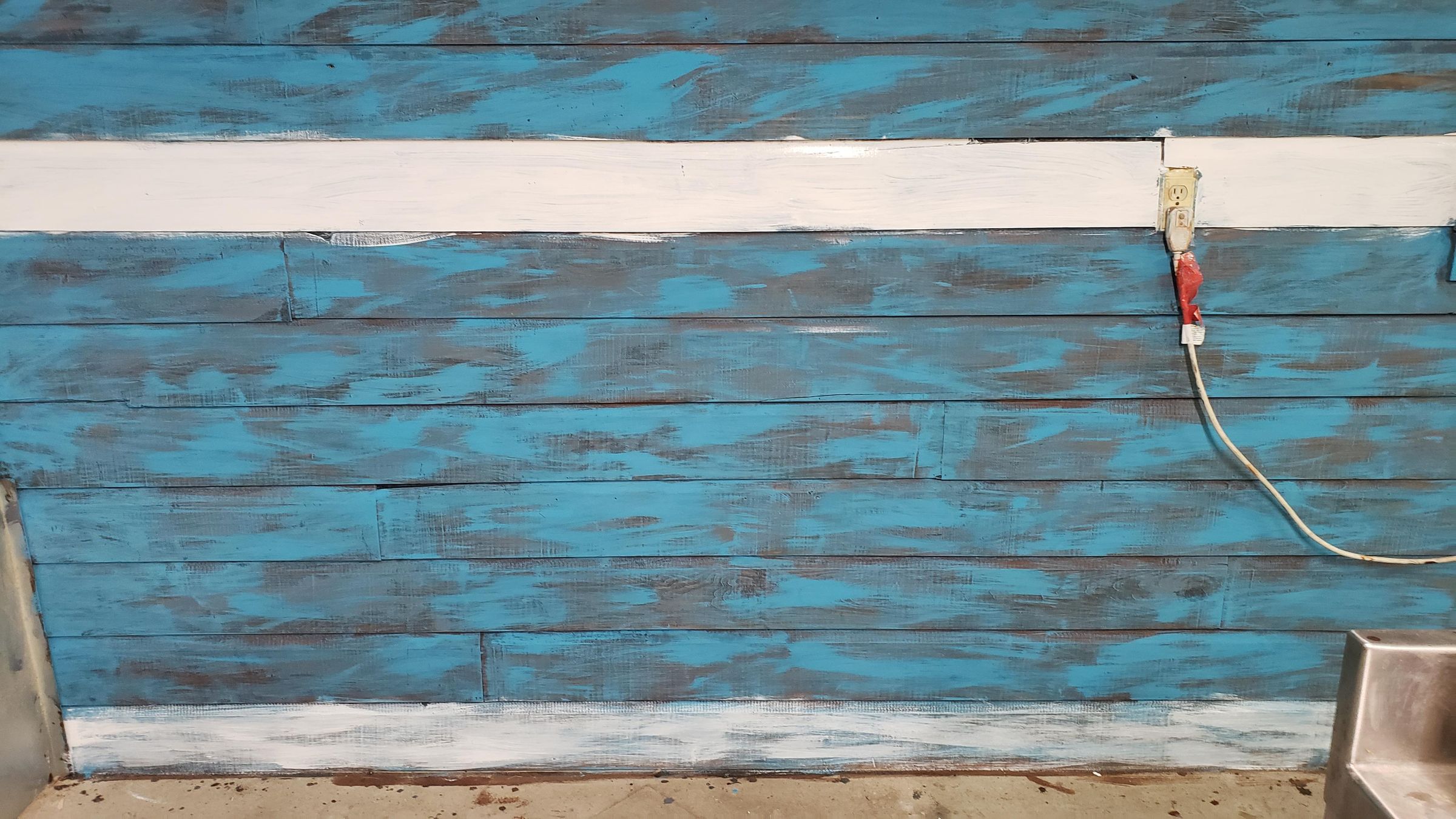 Rustic Paint Layering Accent Wall : 6 Steps (with Pictures) - Instructables