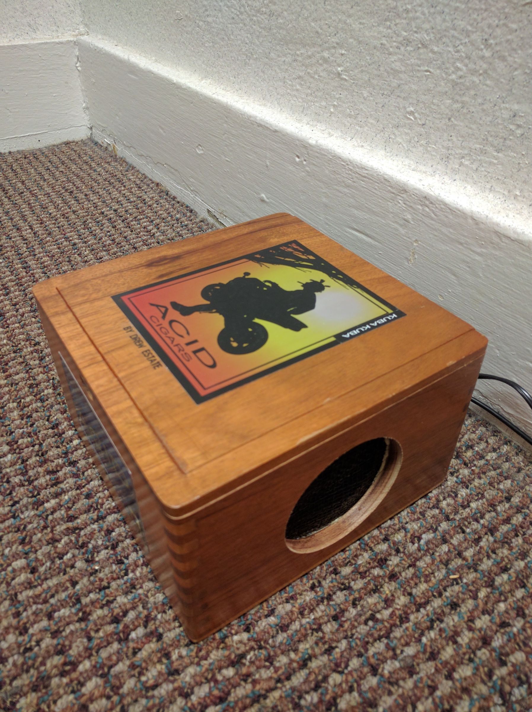 Smokin' Speakers: Cigar Box Speakers : 10 Steps (with Pictures ...