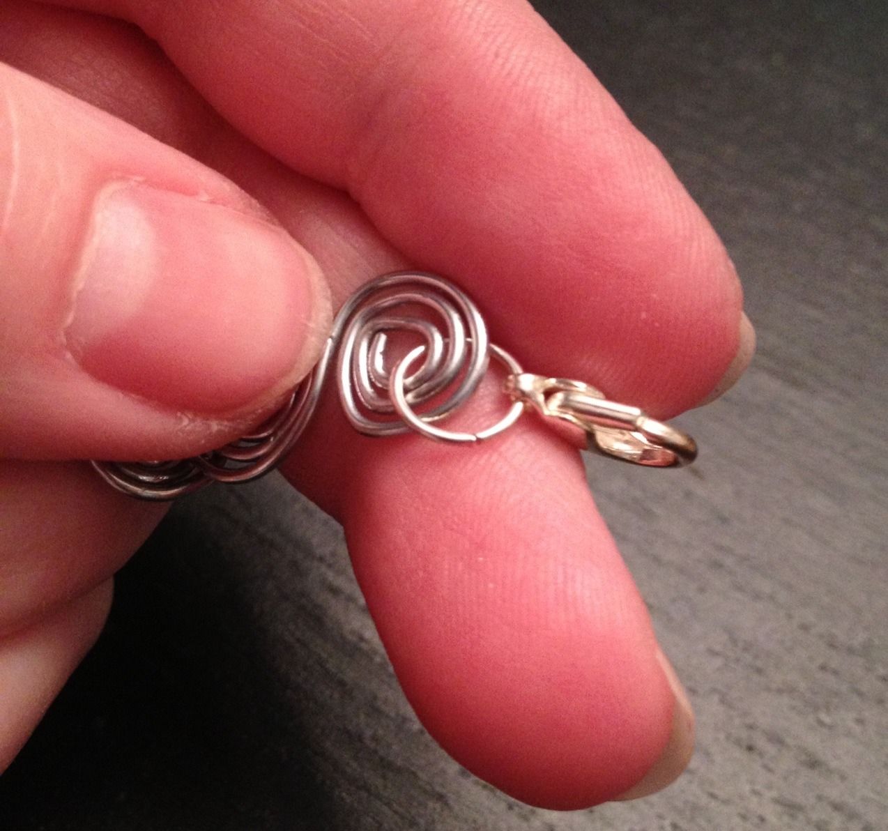 Swirly Paperclip Bracelet : 9 Steps (with Pictures) - Instructables