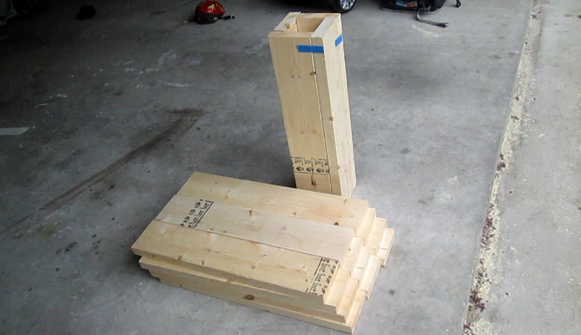 How to Make a Rough Hewn Office Table : 5 Steps - Instructables