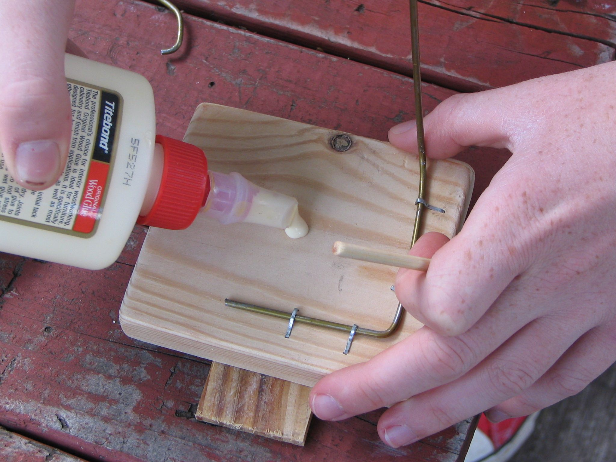 Thread Stand for Sewing Machines : 14 Steps - Instructables