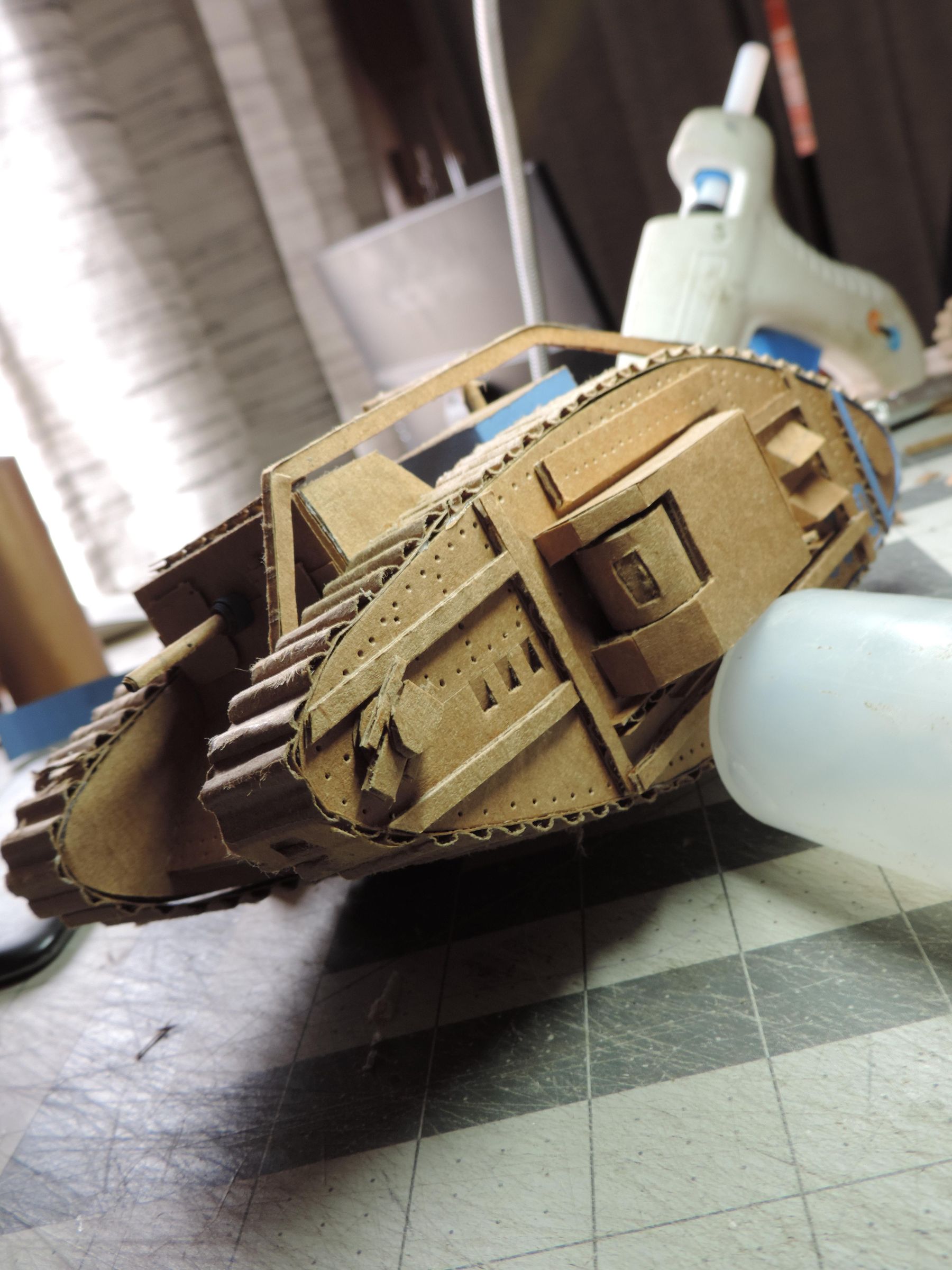 The ULTIMATE Cardboard Model Mark IV Tank With Army Men Figurines : 9 ...