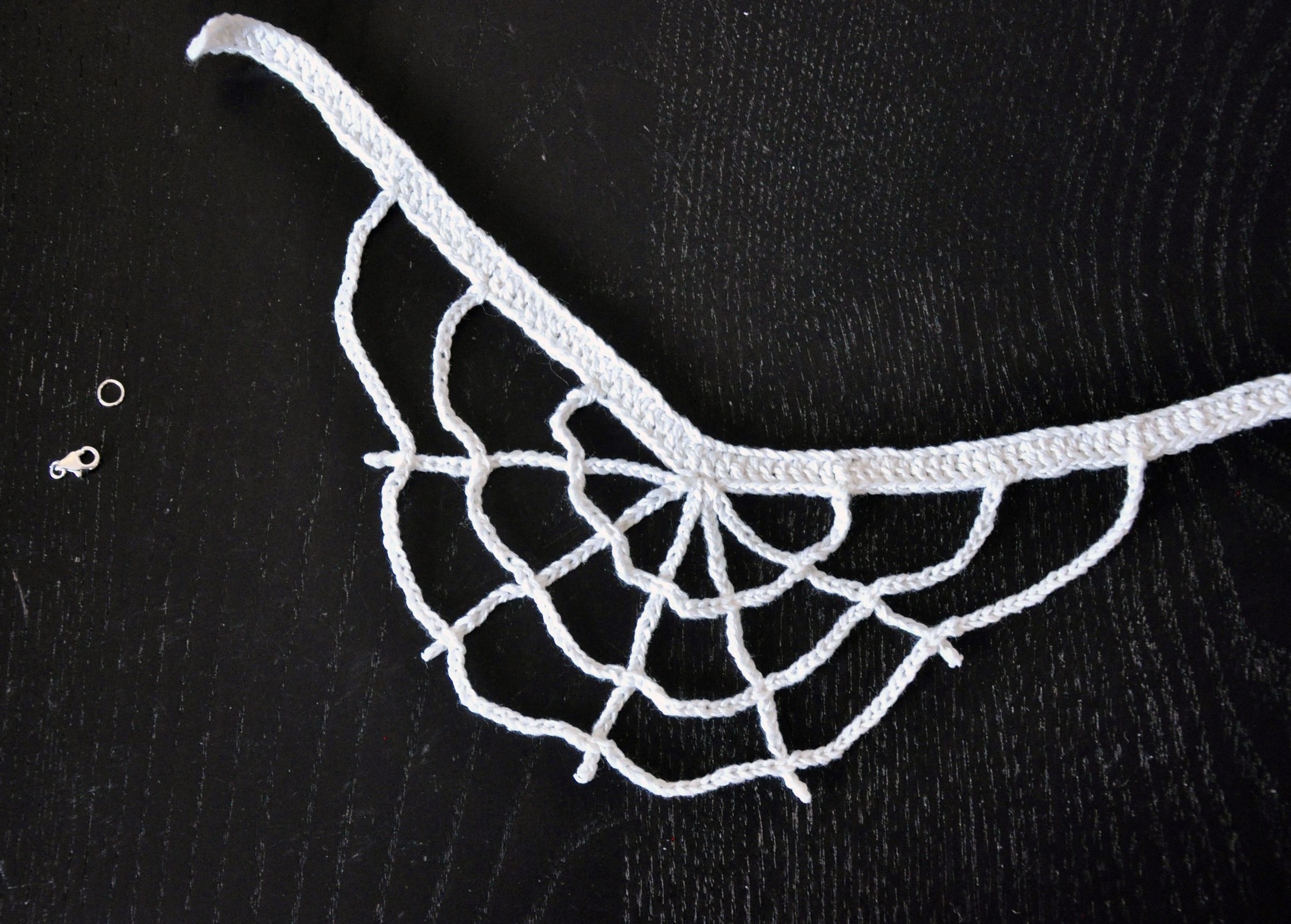 Crochet Spider Web Necklace : 6 Steps (with Pictures) - Instructables