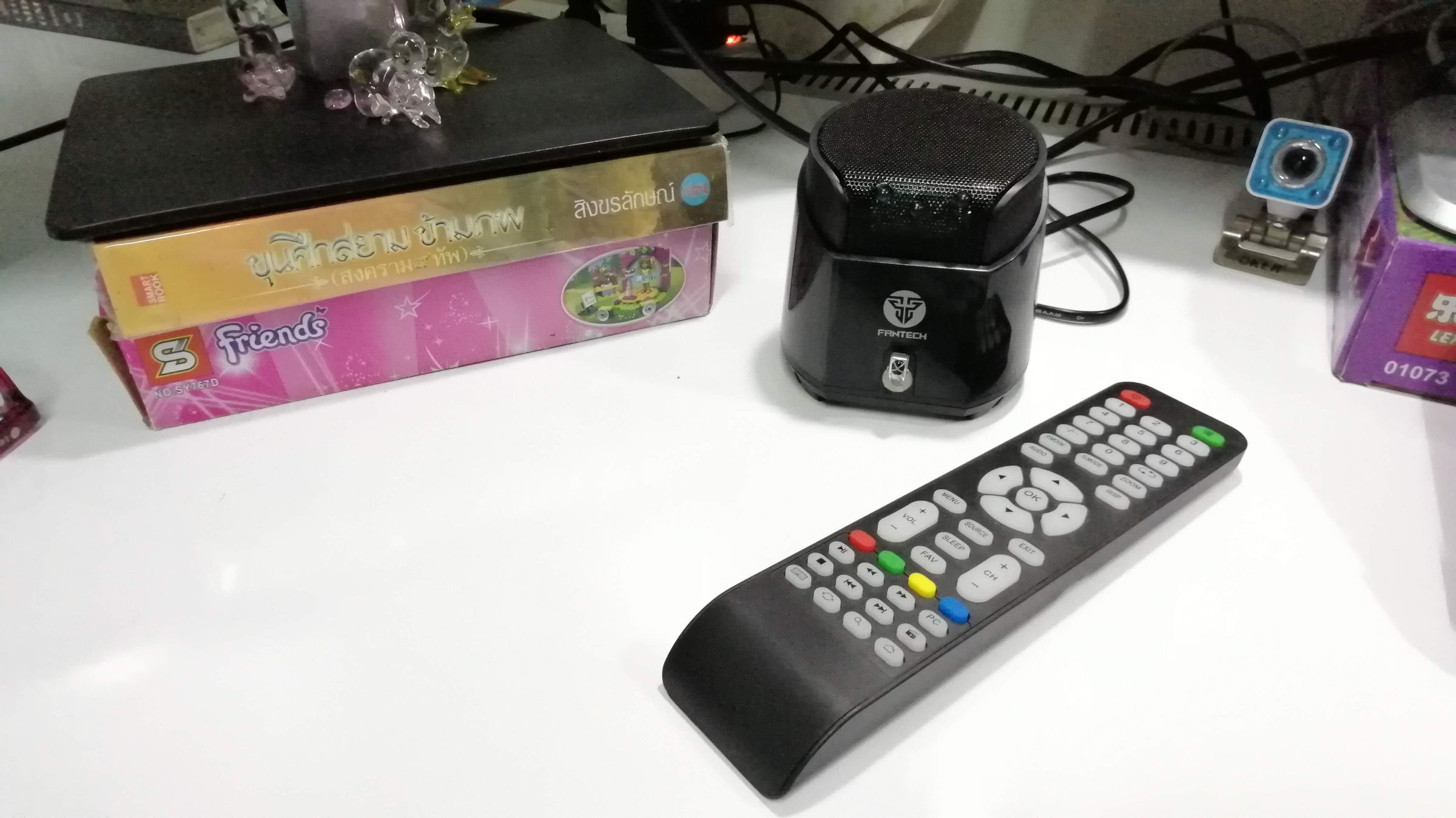 Universal Remote Using ESP8266(Wifi Controlled) : 6 Steps (with Pictures) - Instructables