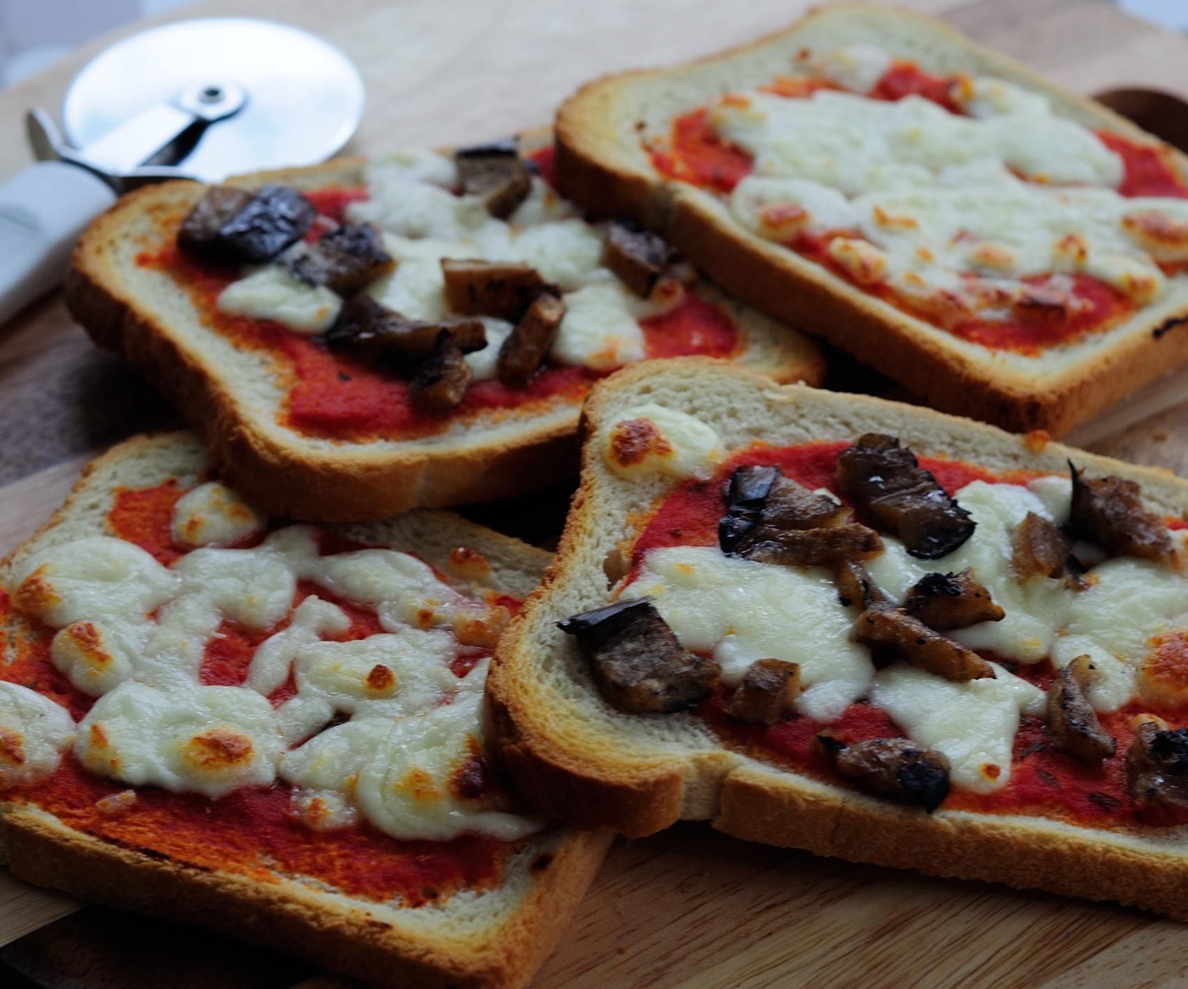 Speedy Pizzas : 7 Steps (with Pictures) - Instructables