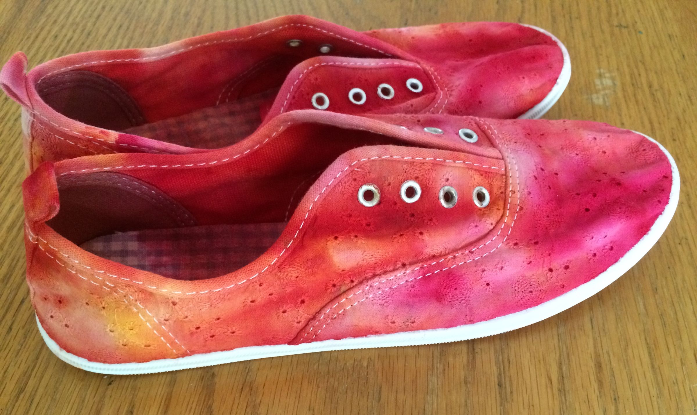 Fun Ice Dyed Shoes : 6 Steps (with Pictures) - Instructables