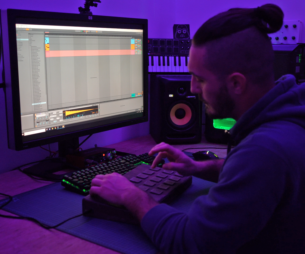 CRIUS “BEAT PRESS” MIDI PAD CONTROLLER : 7 Steps - Instructables