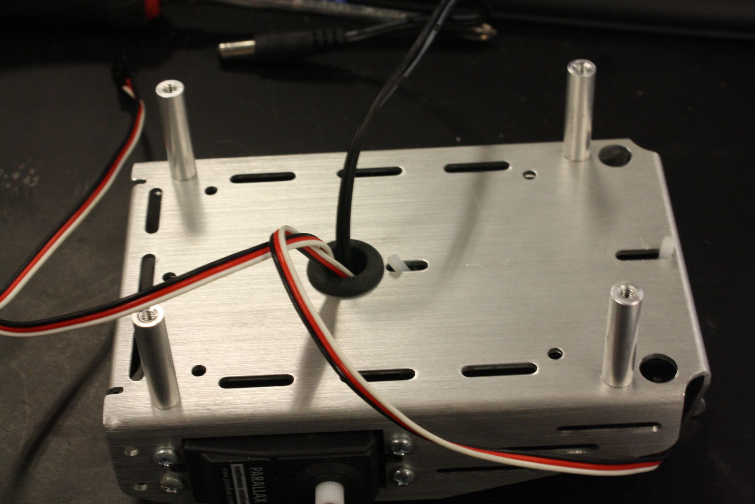 Boe-Bot: Obstacle Avoidance Robot : 6 Steps - Instructables