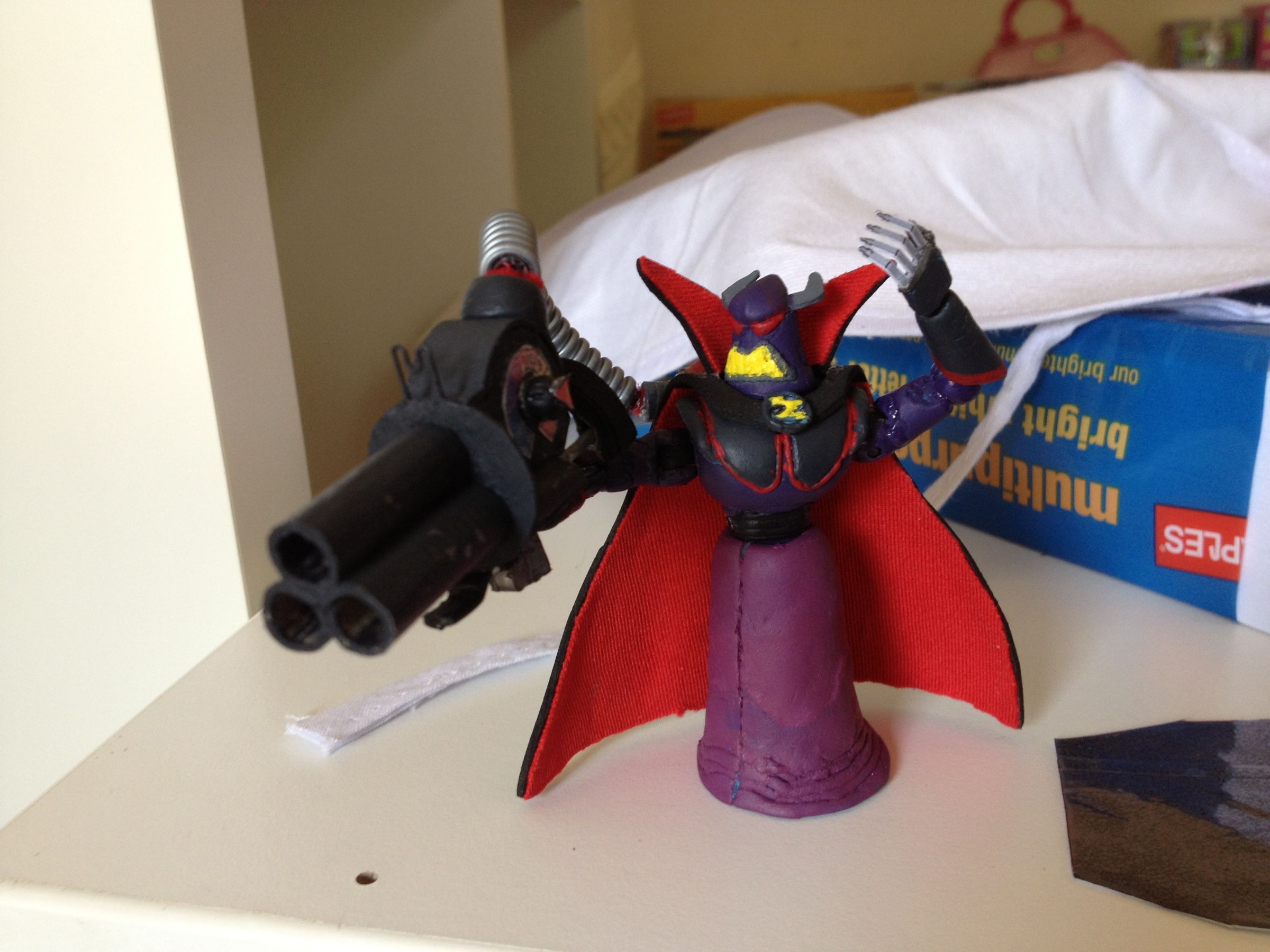 Emperor Zurg Mini Replica (Toy Story 2) : 8 Steps - Instructables