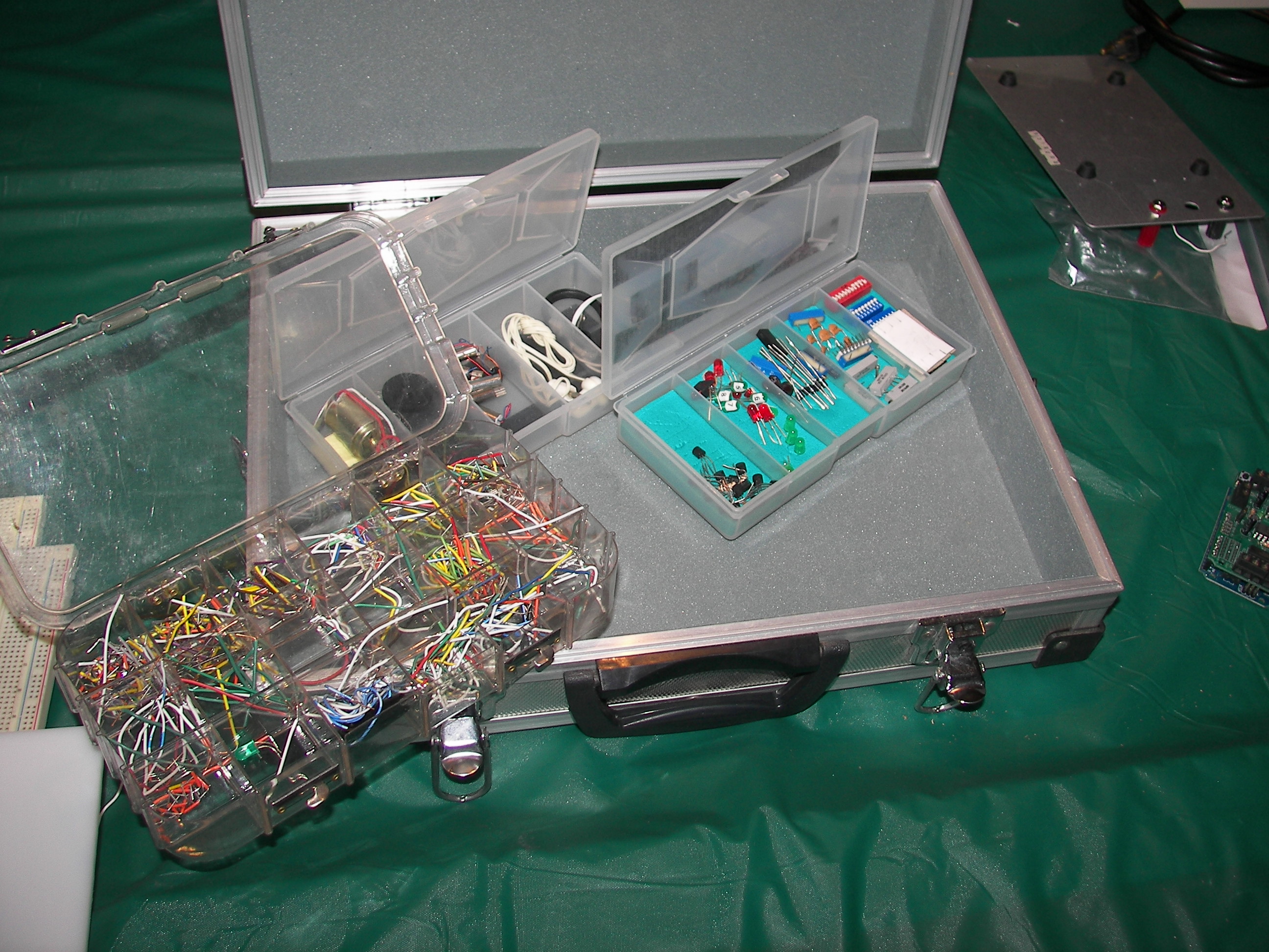 Portable Arduino Project Valise : 6 Steps - Instructables