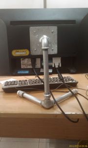 Pivot Monitor Stand - Instructables