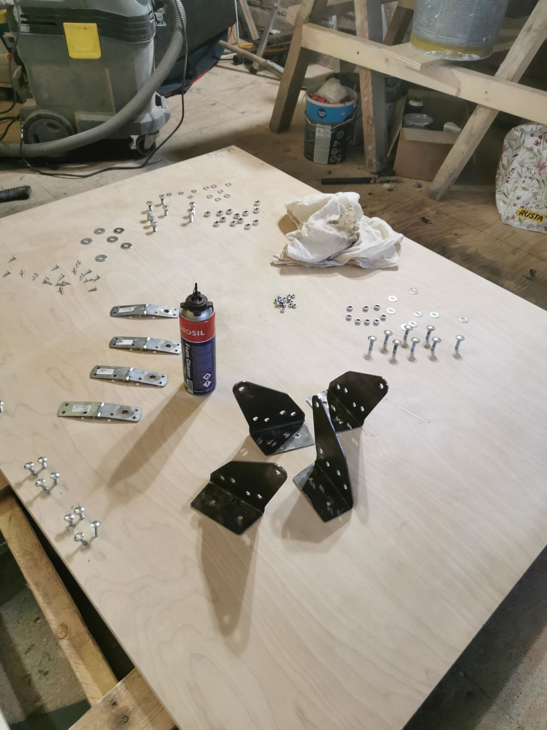 Simple Rooftop Tent : 12 Steps (with Pictures) - Instructables