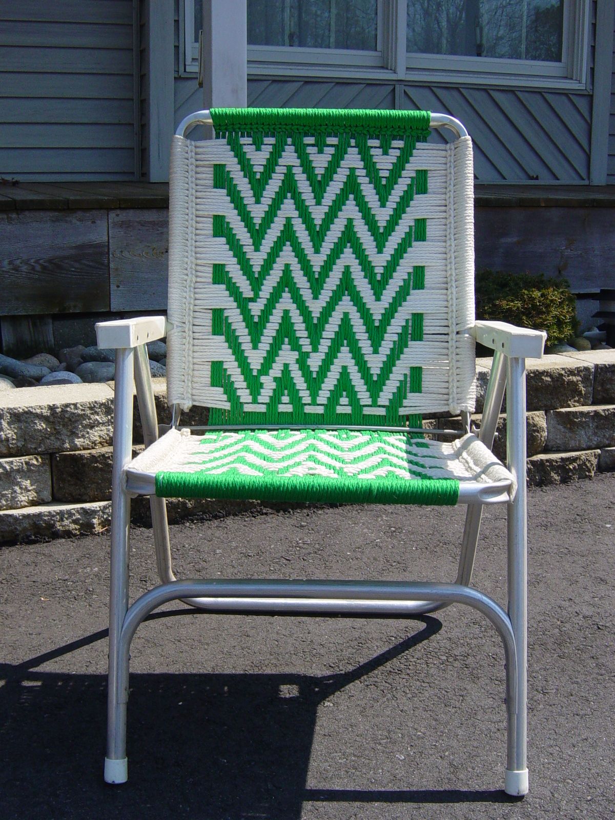 How to Sit on Your Stoop : 6 Steps - Instructables