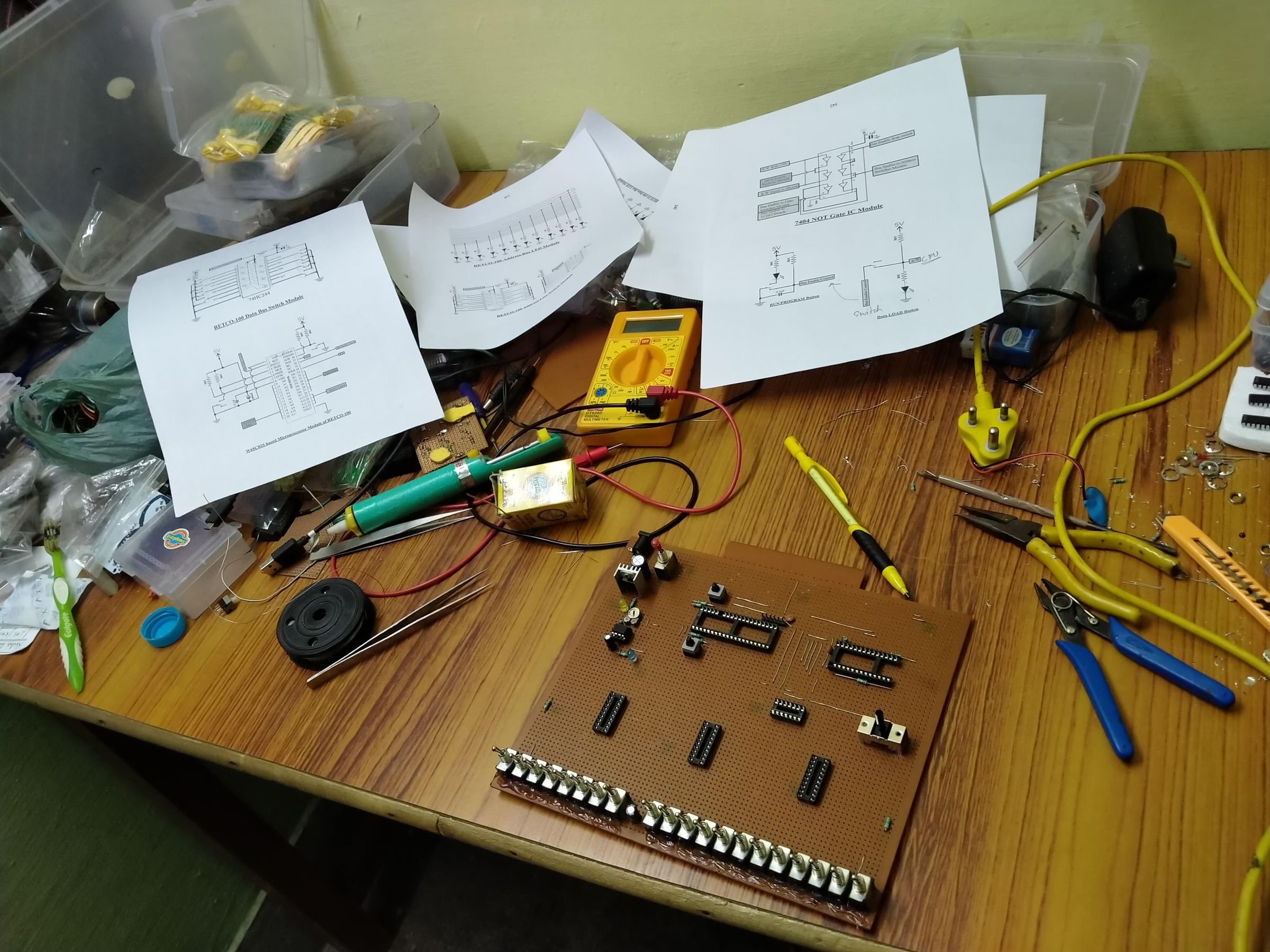6502 Microprocessor Based Homemade Single Board Computer : 7 Steps - Instructables
