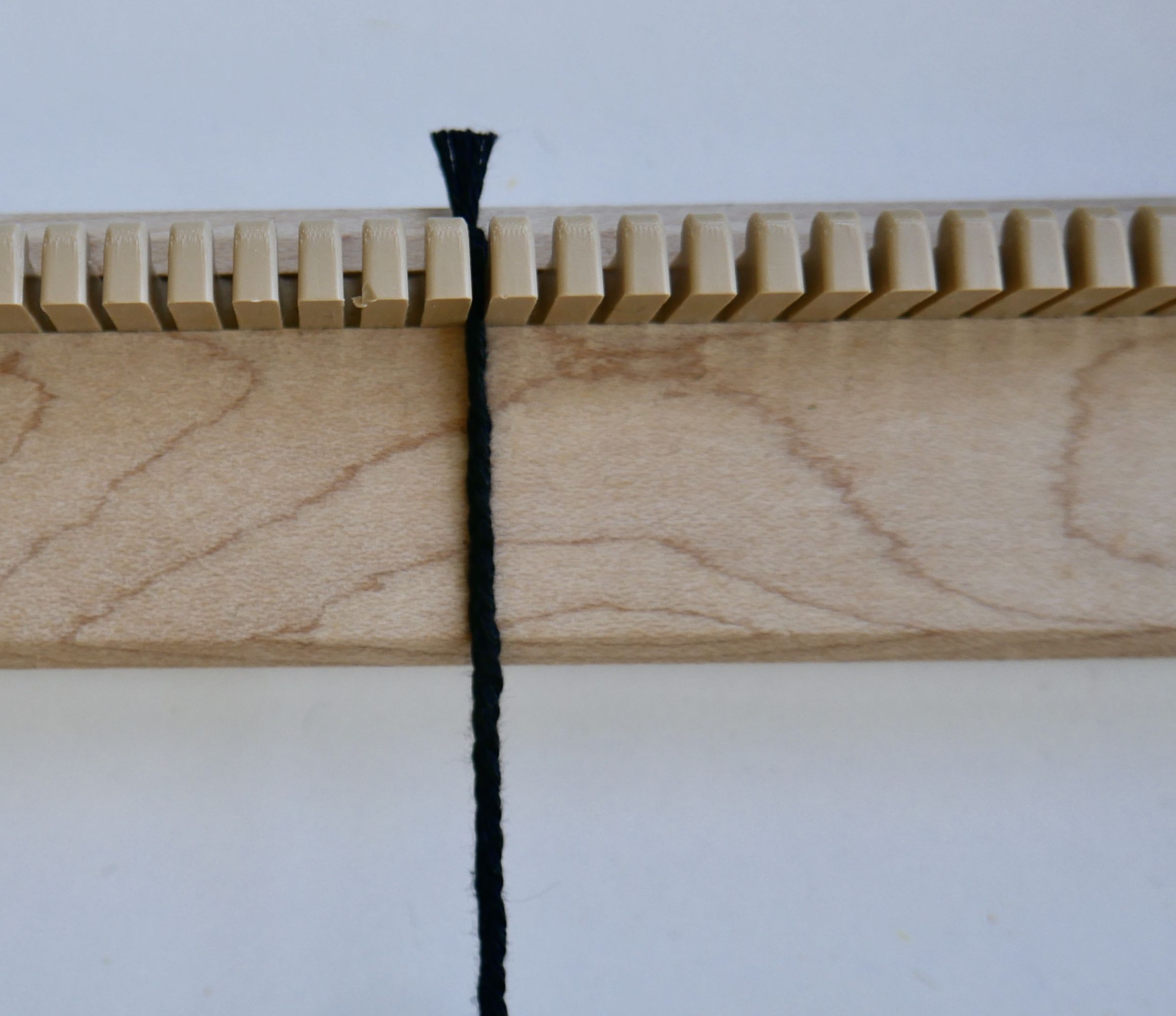 Woven Bracelet : 8 Steps (with Pictures) - Instructables