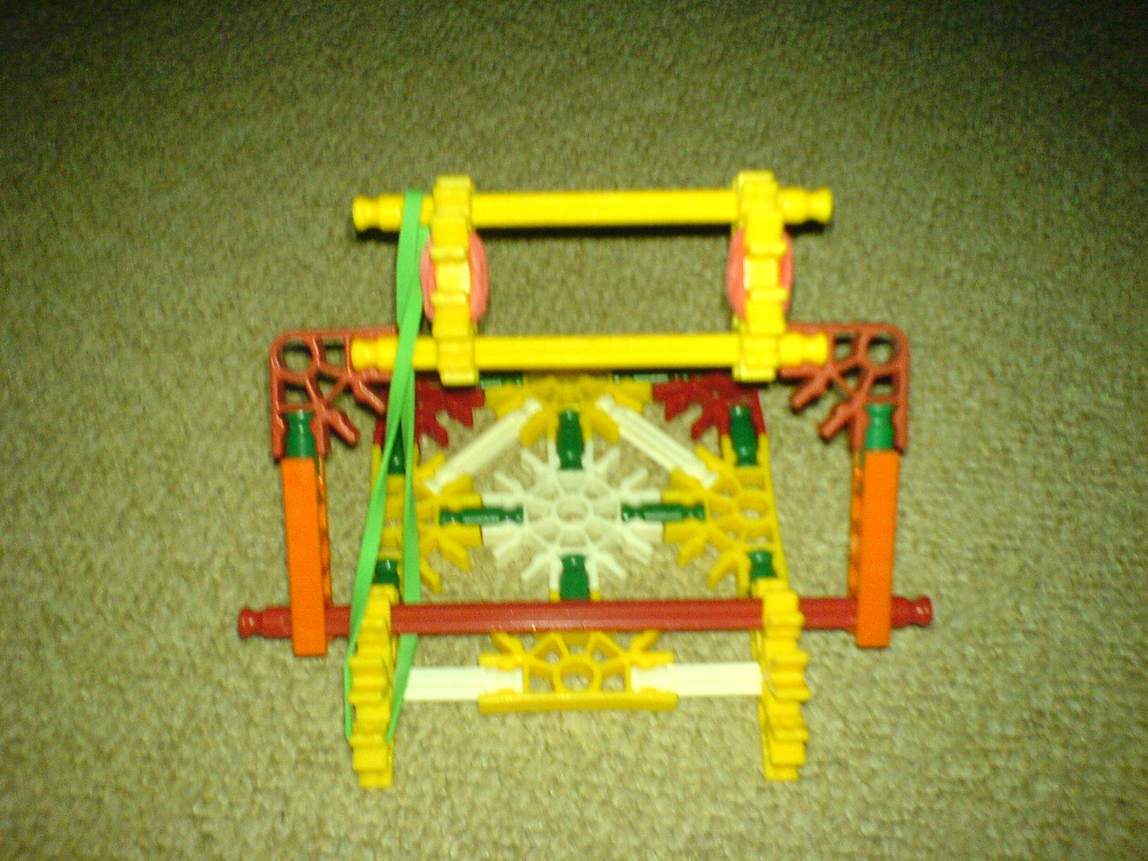 3rd and 2nd Generation Knex Ipod Nano Stand : 5 Steps - Instructables