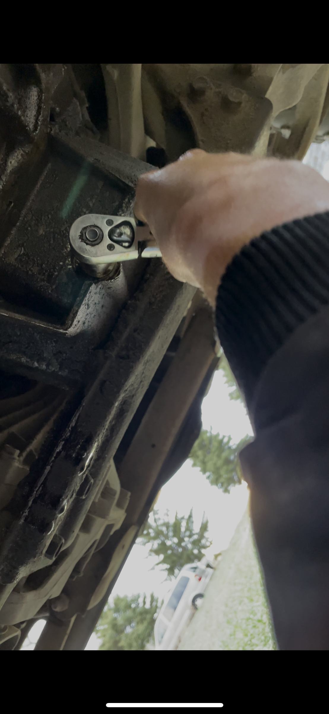 How to Change Your Vehicles Engine Oil : 20 Steps - Instructables