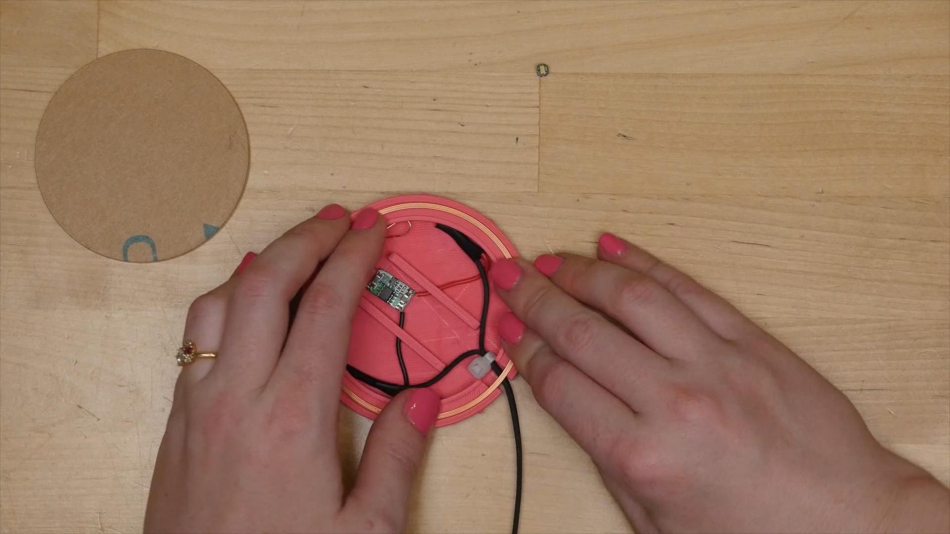 3D Printed Light-Up Kaleidoscope With Wireless LEDs : 8 Steps (with ...