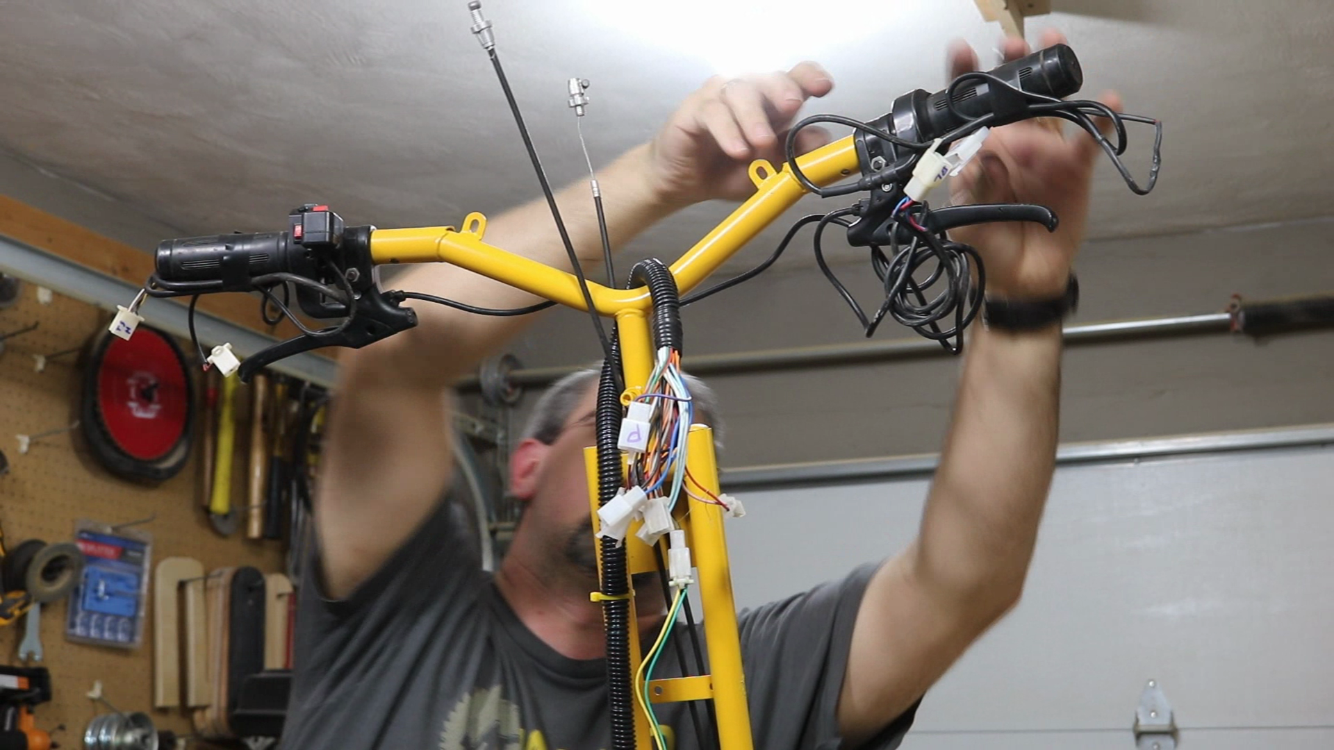DeWalt Themed Mobility Scooter : 12 Steps (with Pictures) - Instructables