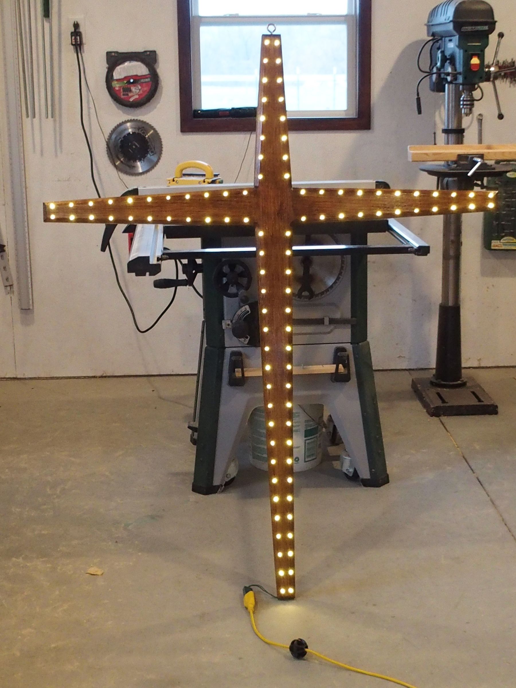 5' 100 Light LED Wooden Cross Christmas Decoration : 8 Steps (with ...