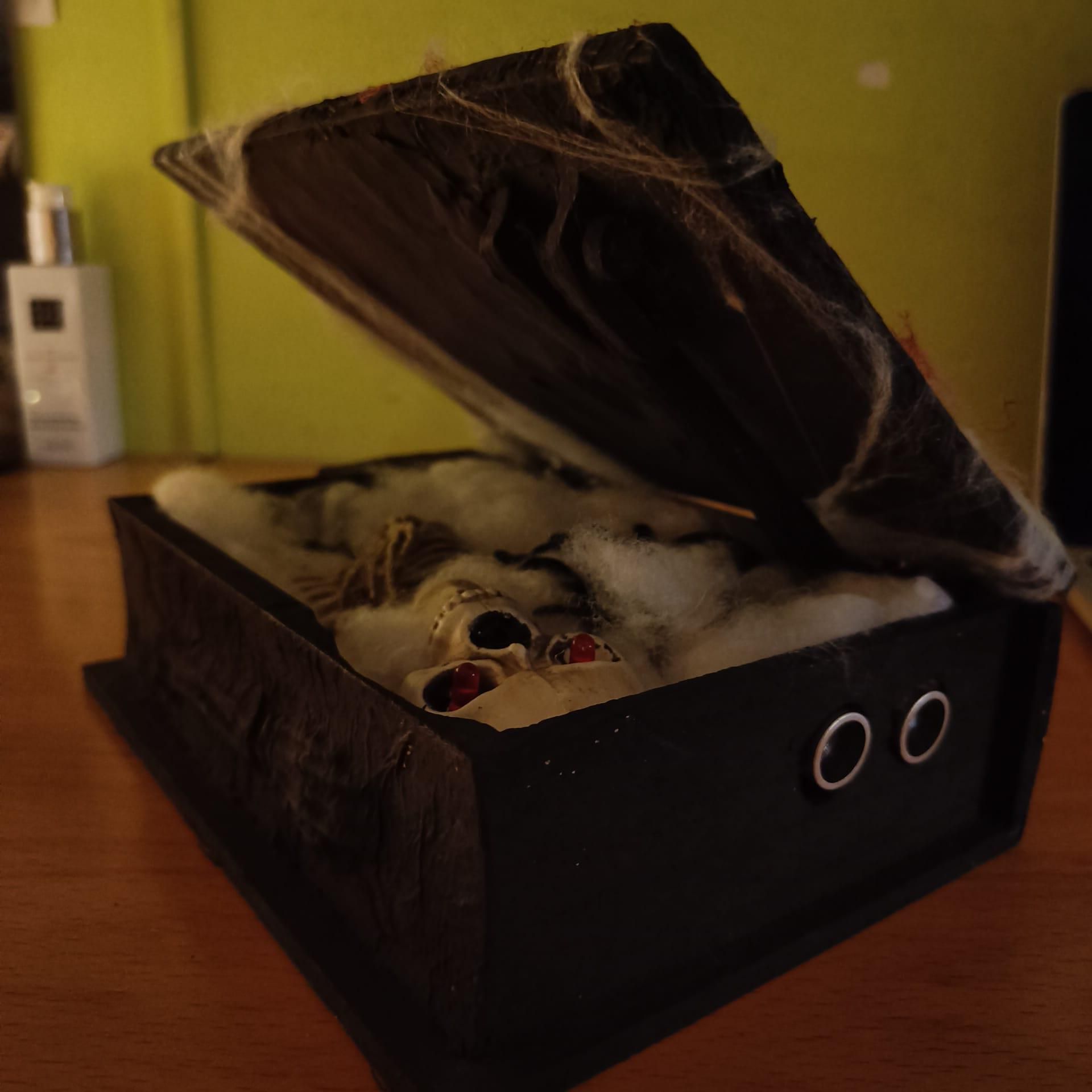 The Haunted Book : 9 Steps (with Pictures) - Instructables