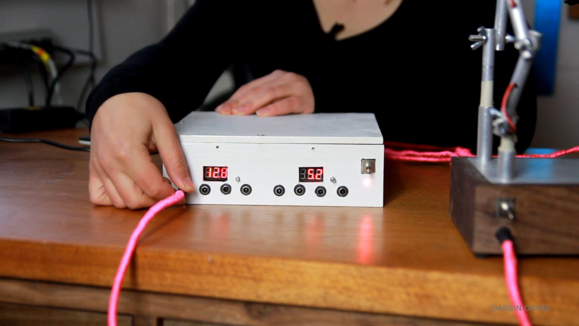 DC Power Supply to Charge Your Phone & Small Electronic Devices : 11 ...