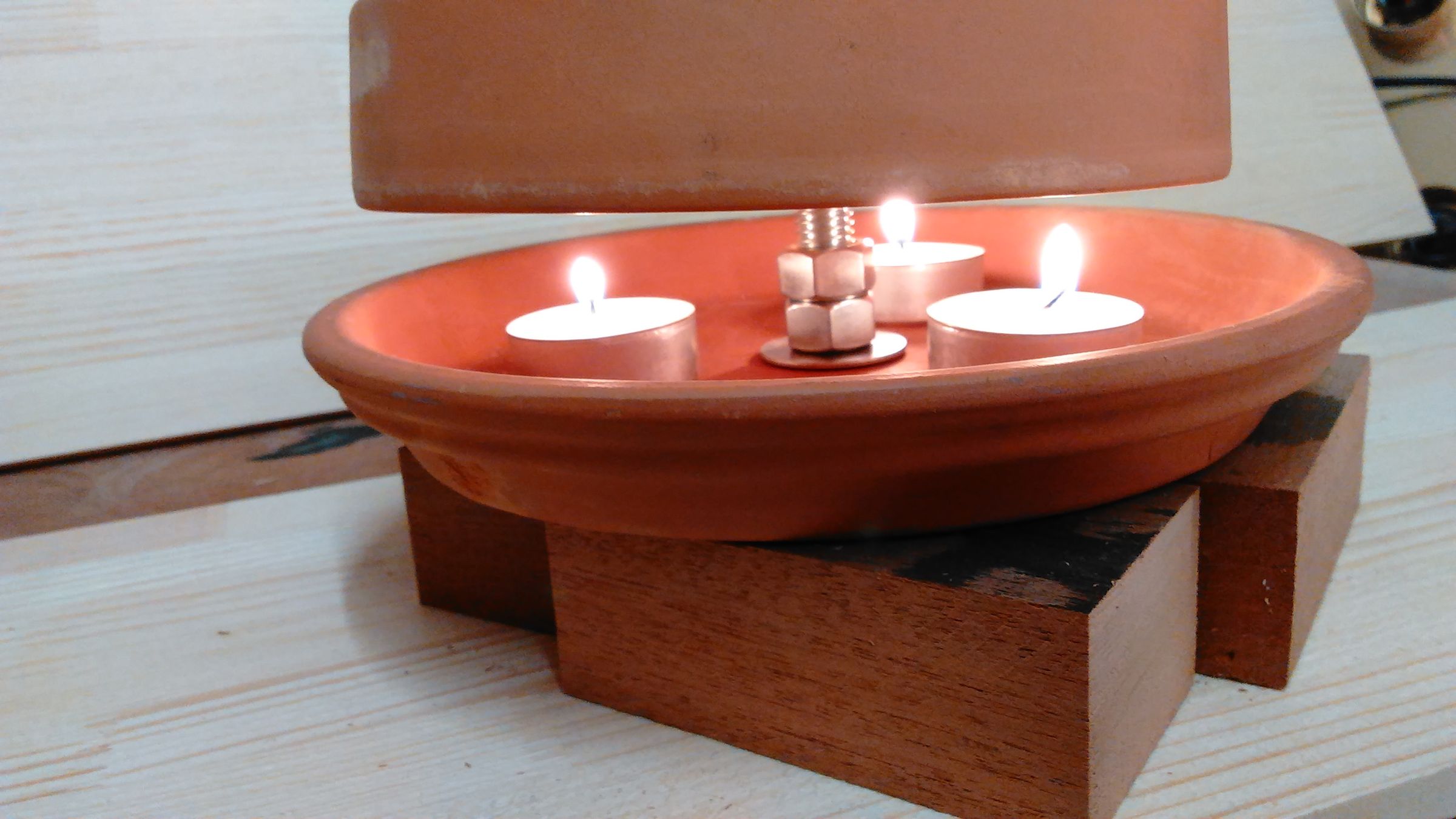Clay Pot Heater Using Tea Lights : 11 Steps (with Pictures) - Instructables