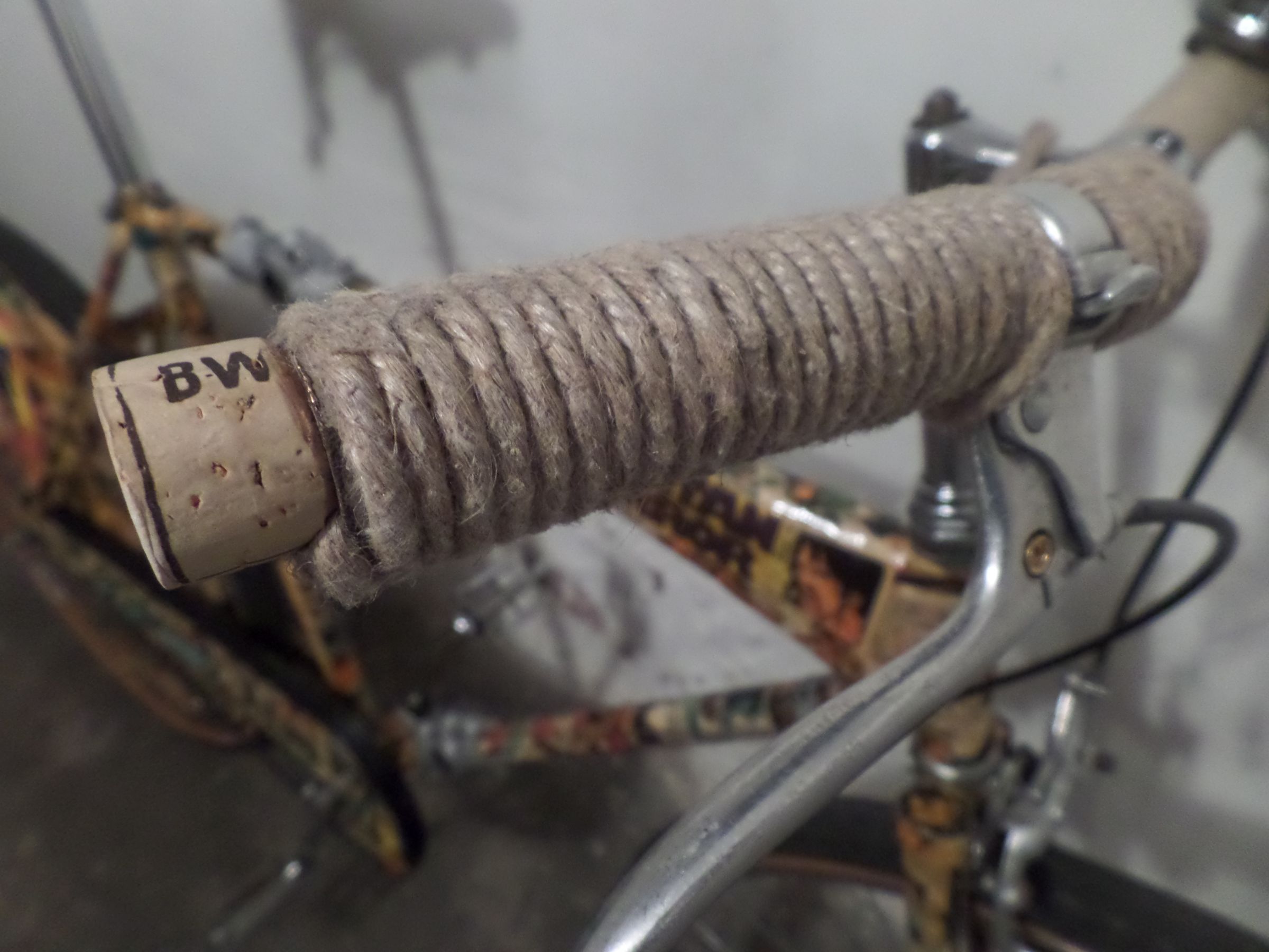 Cover a Bike Frame With Comics (or Other Paper) : 4 Steps (with ...