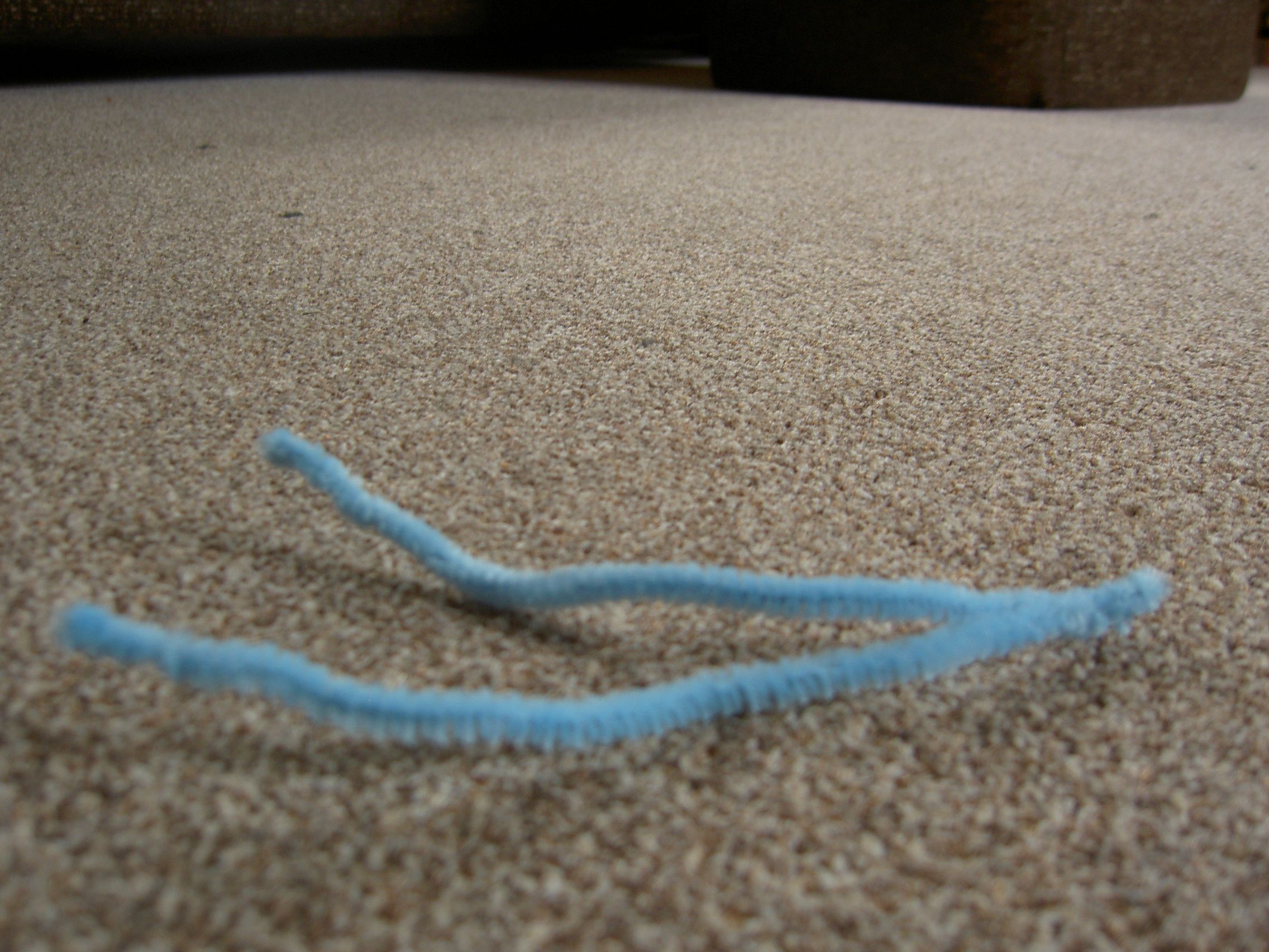 How to Make Pipe-Cleaner Men : 6 Steps - Instructables