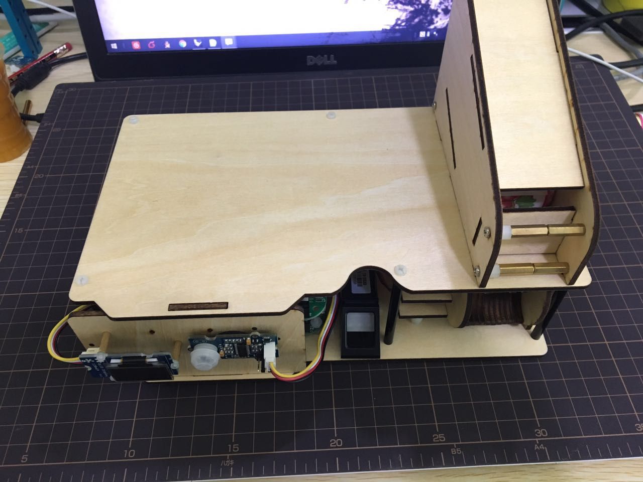 Halloween Candy Machine : 9 Steps (with Pictures) - Instructables
